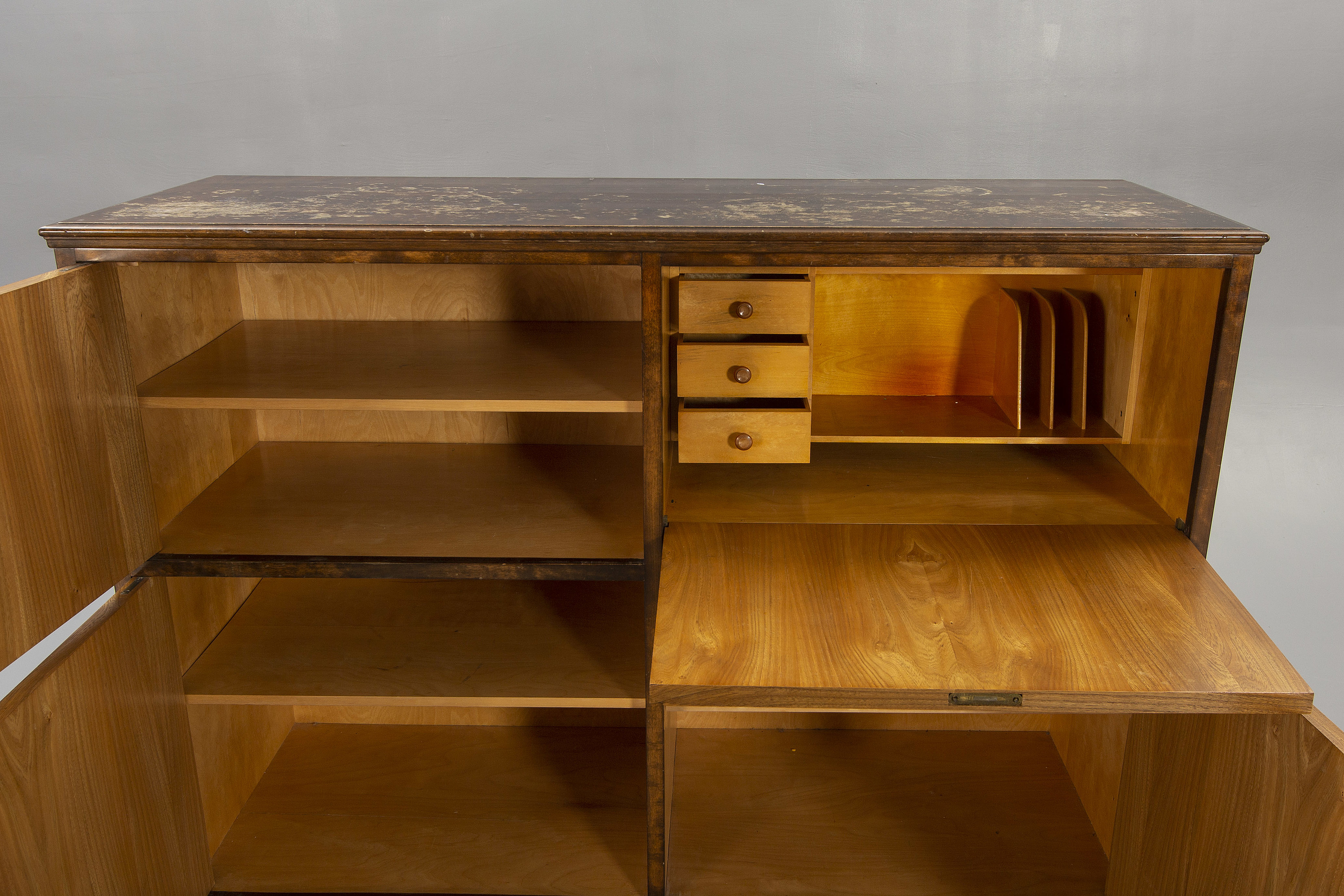 Skåp Art Deco 1940-tal. - Bukowskis