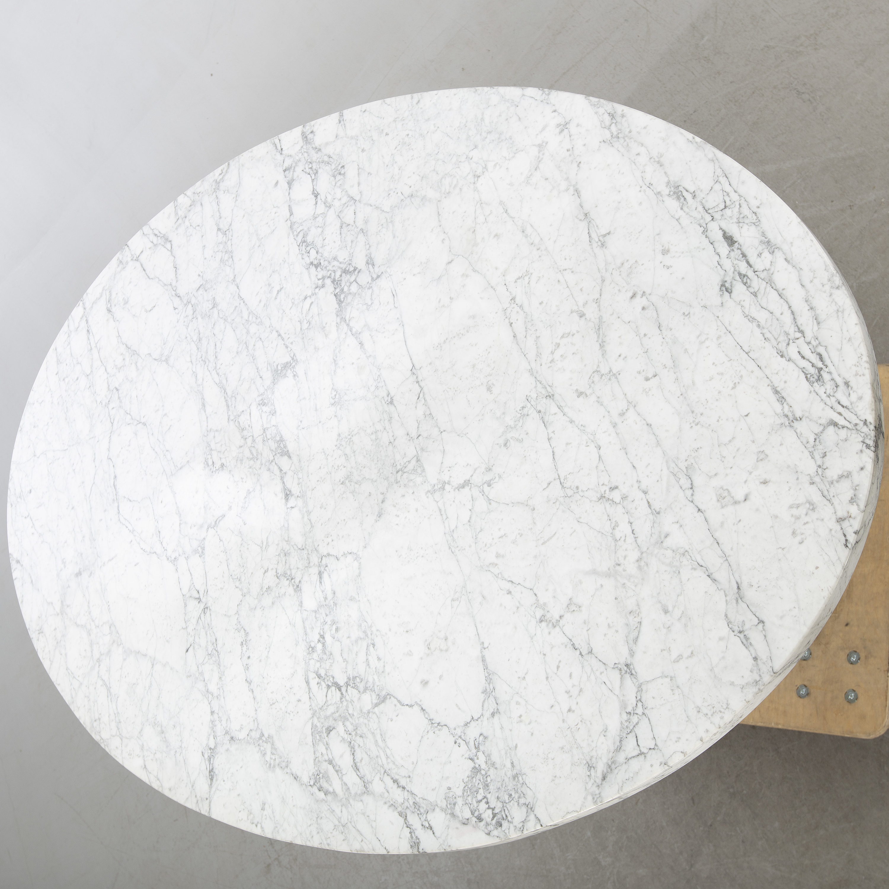 Matbord, marmor, 2000-tal. - Bukowskis