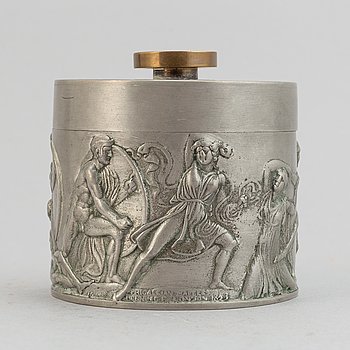 Herman Bergman AB, burk med lock, tenn, Stockholm, 1940. - Bukowskis