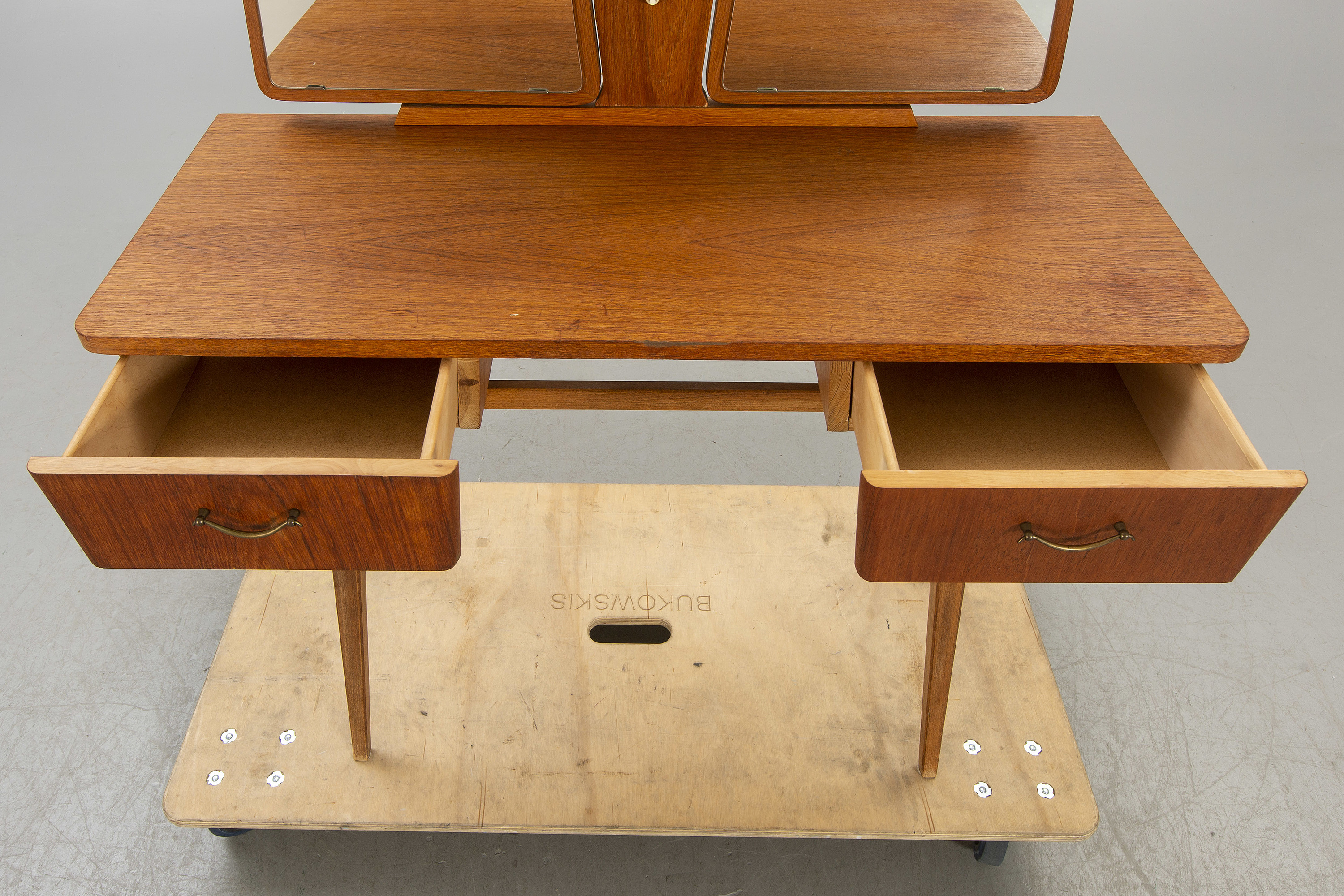 Dressing table, 1960s. - Bukowskis