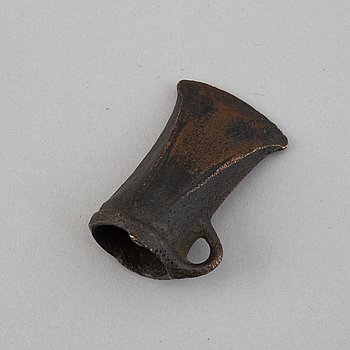 A small bronze axe, Nordic Bronze Age. - Bukowskis