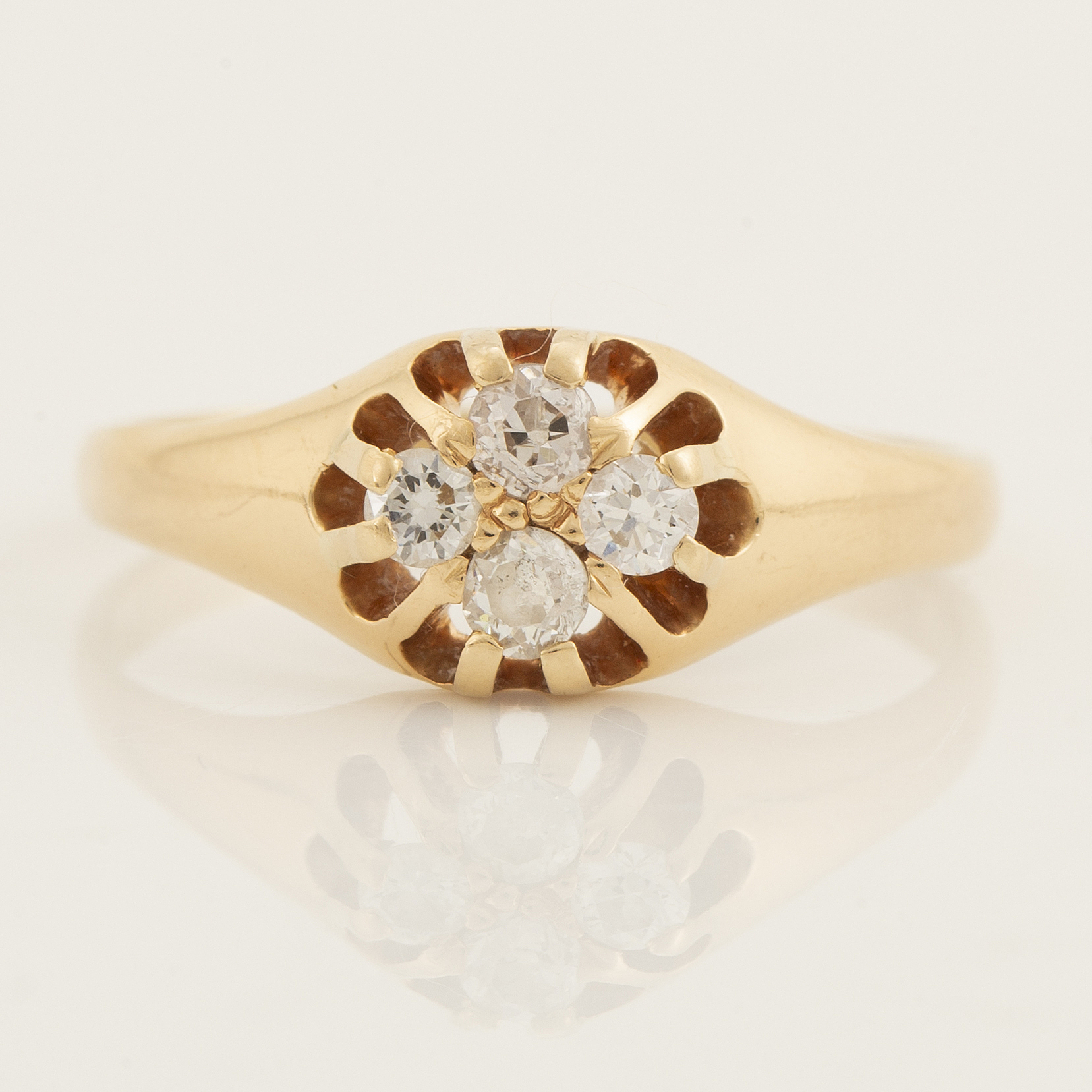 Ring guld med briljanter. - Bukowskis