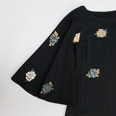 Marimekko, "Poneva" ylleklänning, Kerstin Enbom, mönster "Kolibri" av ...