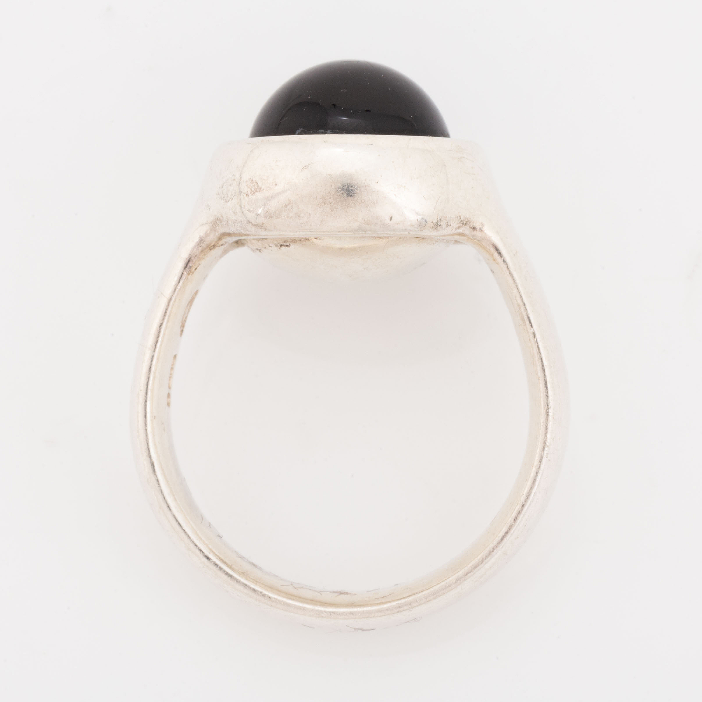 Georg Jensen, Regitze Overgaard, ring, silver och svart sten. - Bukowskis