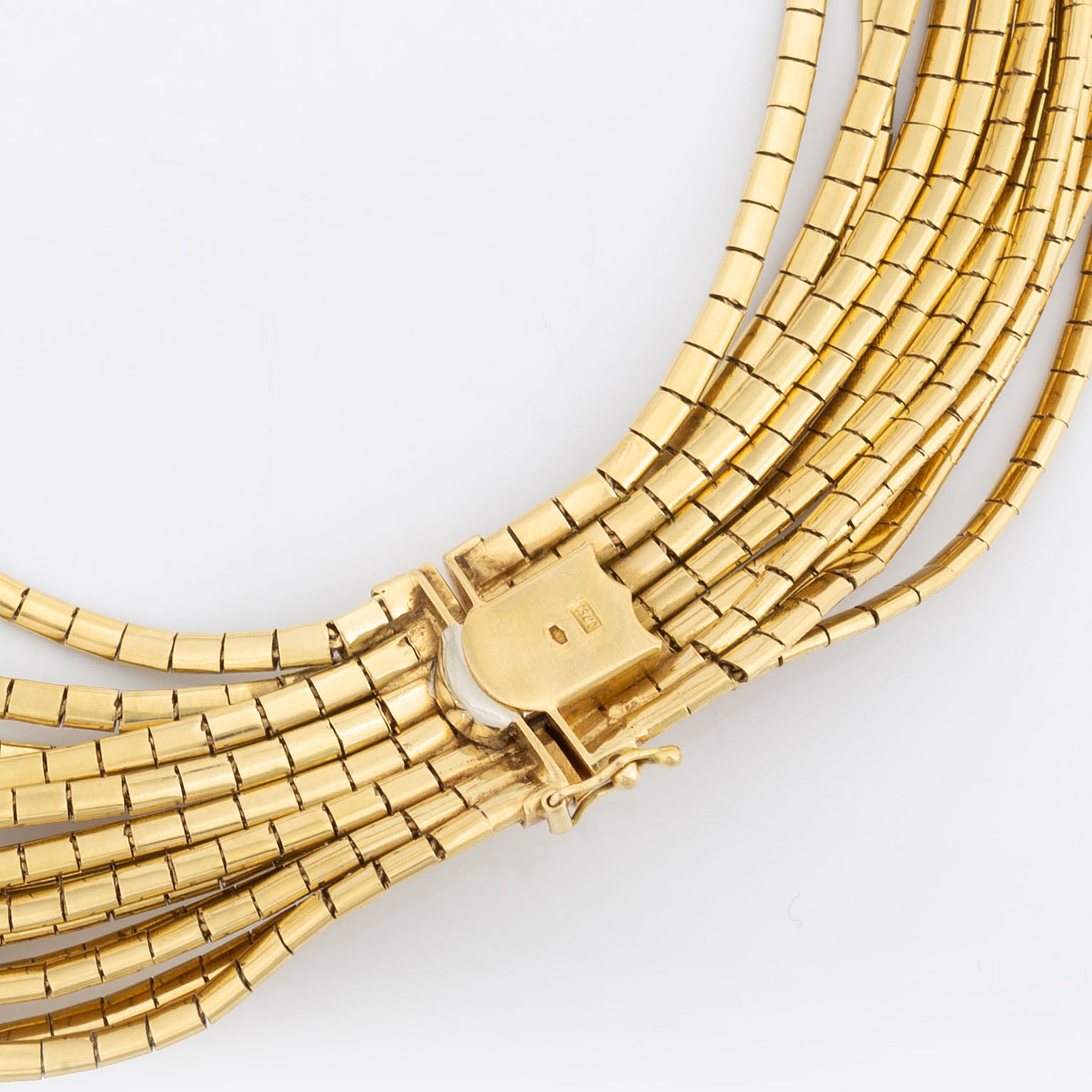 18K gold necklace. - Bukowskis