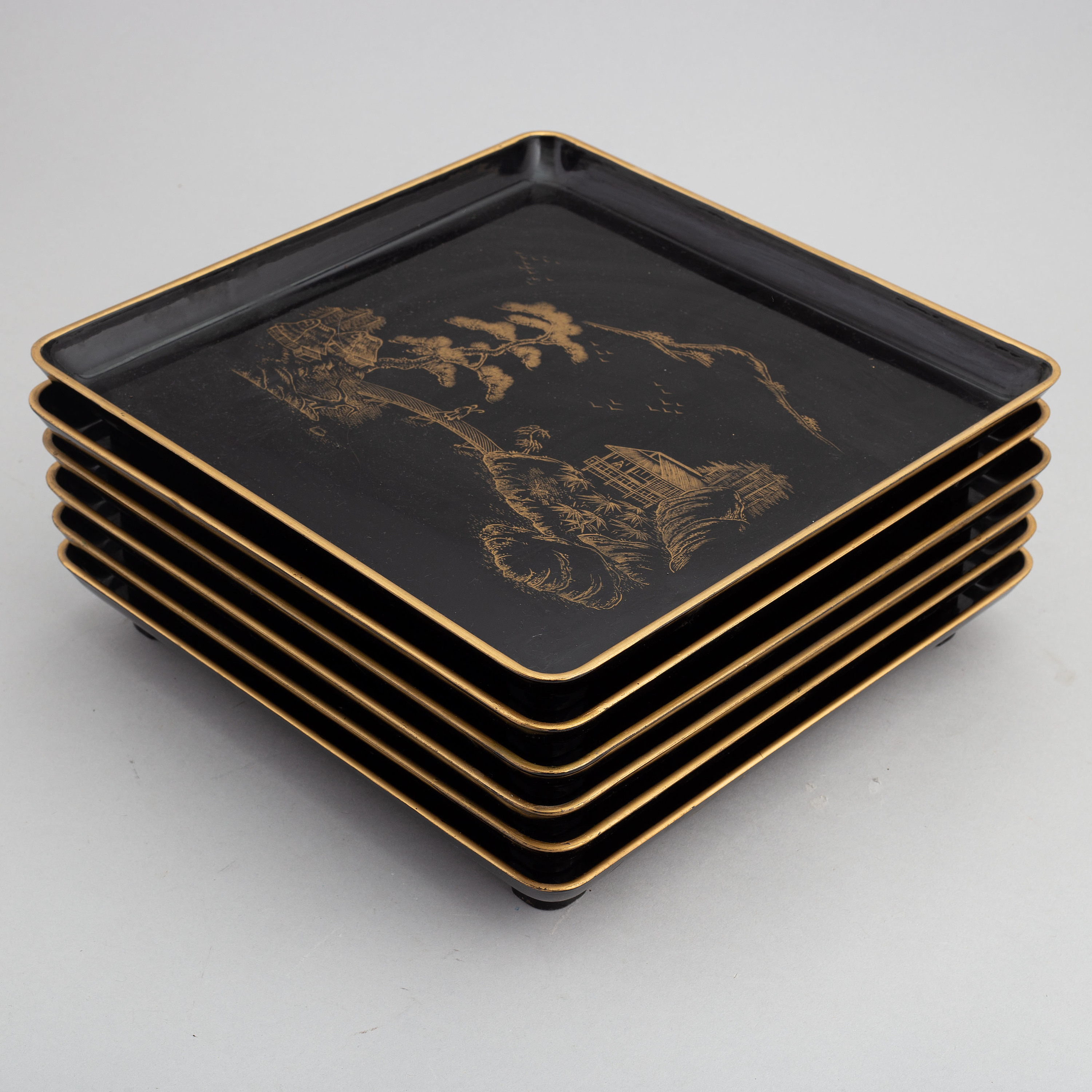 A set of six Japanese black lacquer trays, 20th century. - Bukowskis