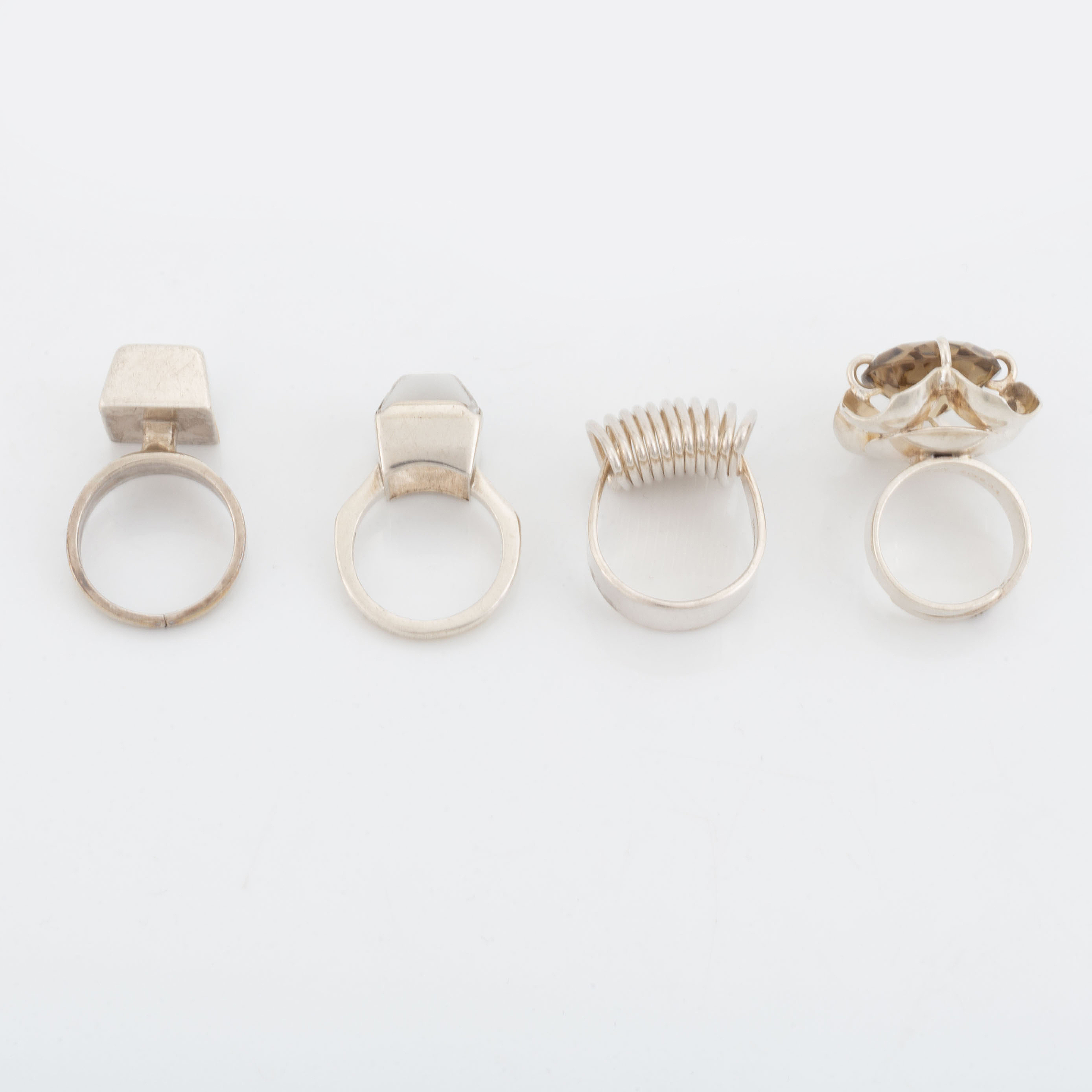 Seven silver rings. - Bukowskis