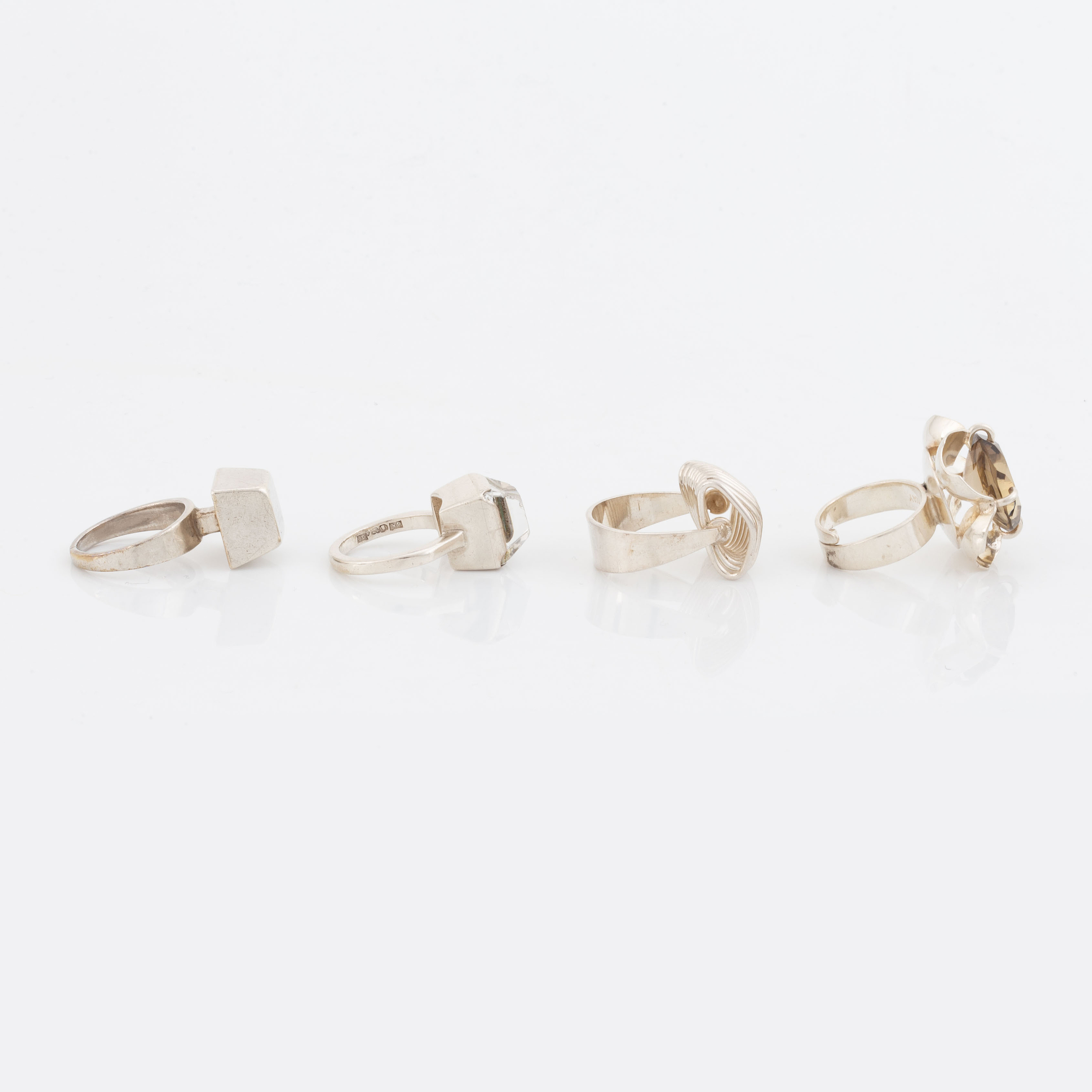 Seven silver rings. - Bukowskis