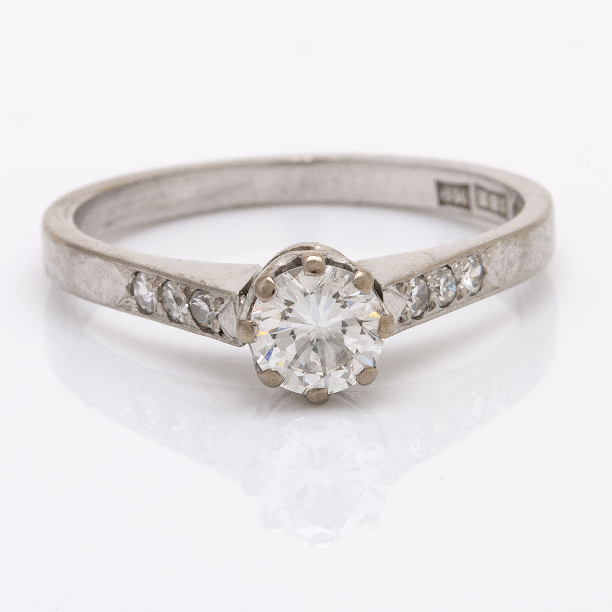 Elon Arenhill, ring, 18k whitegold 1 brilliant-cut diamond appox 0,43 ...