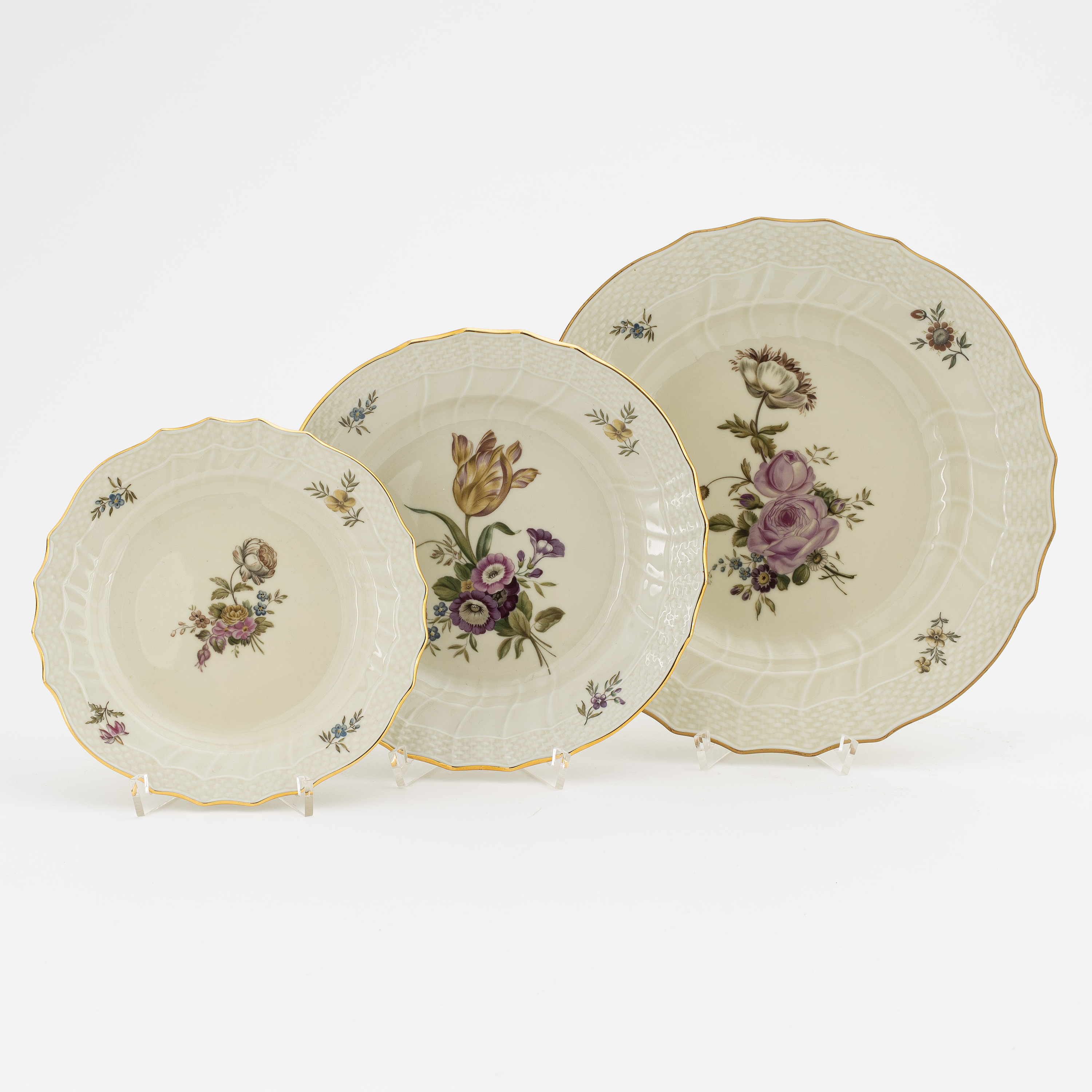 Royal Copenhagen, an 18-piece 'Frijsenborg' porcelain service, Denmark ...