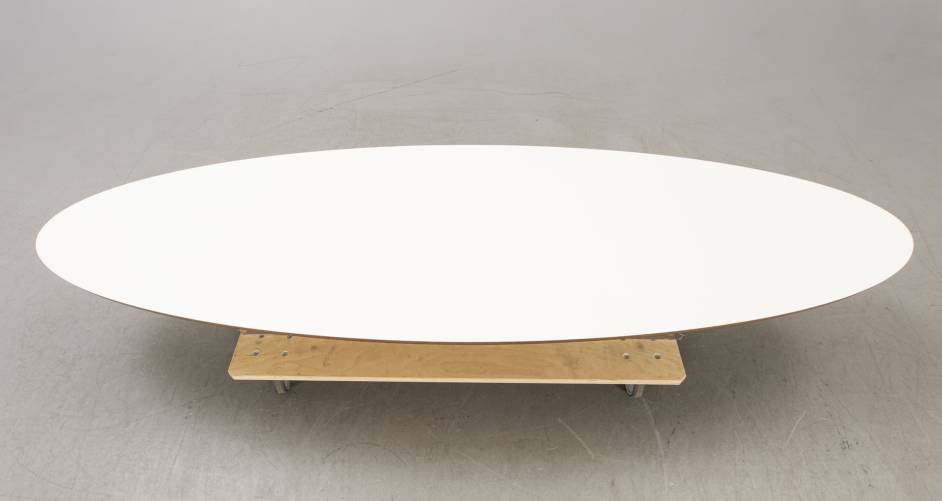 Charles and Ray Eames, soffbord, "Surf Table", Vitra. - Bukowskis