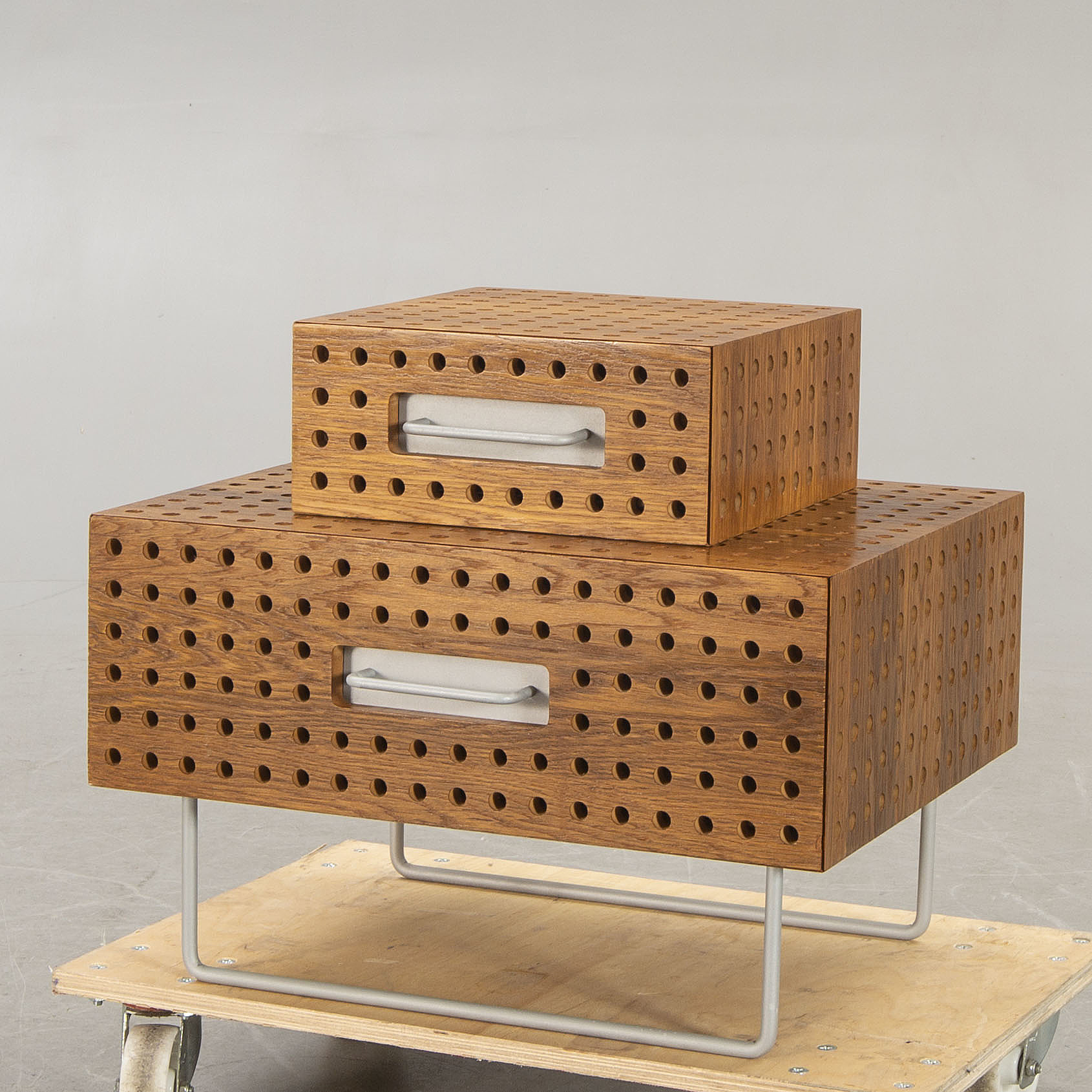 Jonas Lindvall, hallbord och väggbord "Sancho" de Nord 2000-tal ...