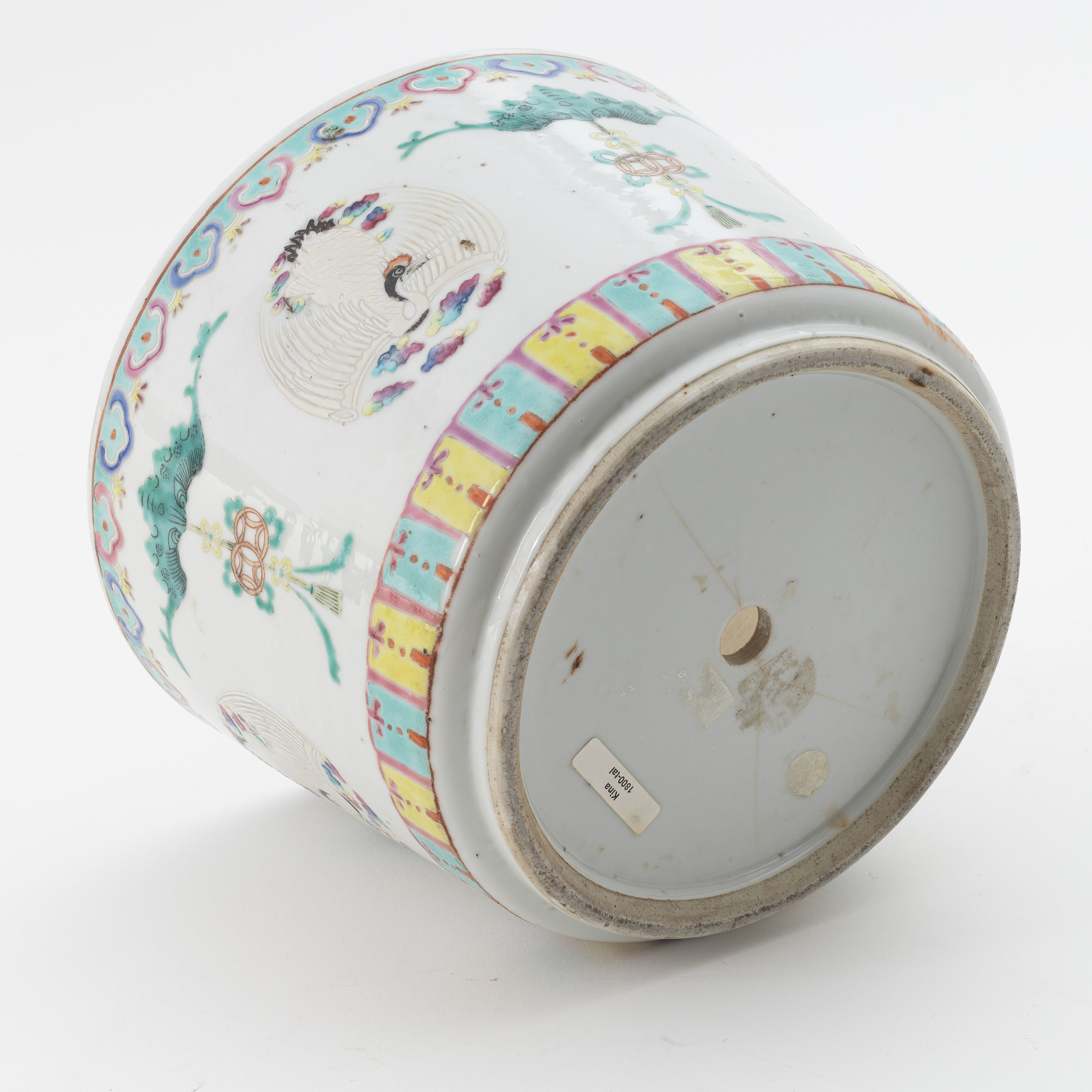 An enamelled Chinese flower pot, late Qing dynasty. - Bukowskis