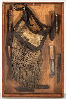 hunting bag, 7 hunting knives, around 1900. - Bukowskis
