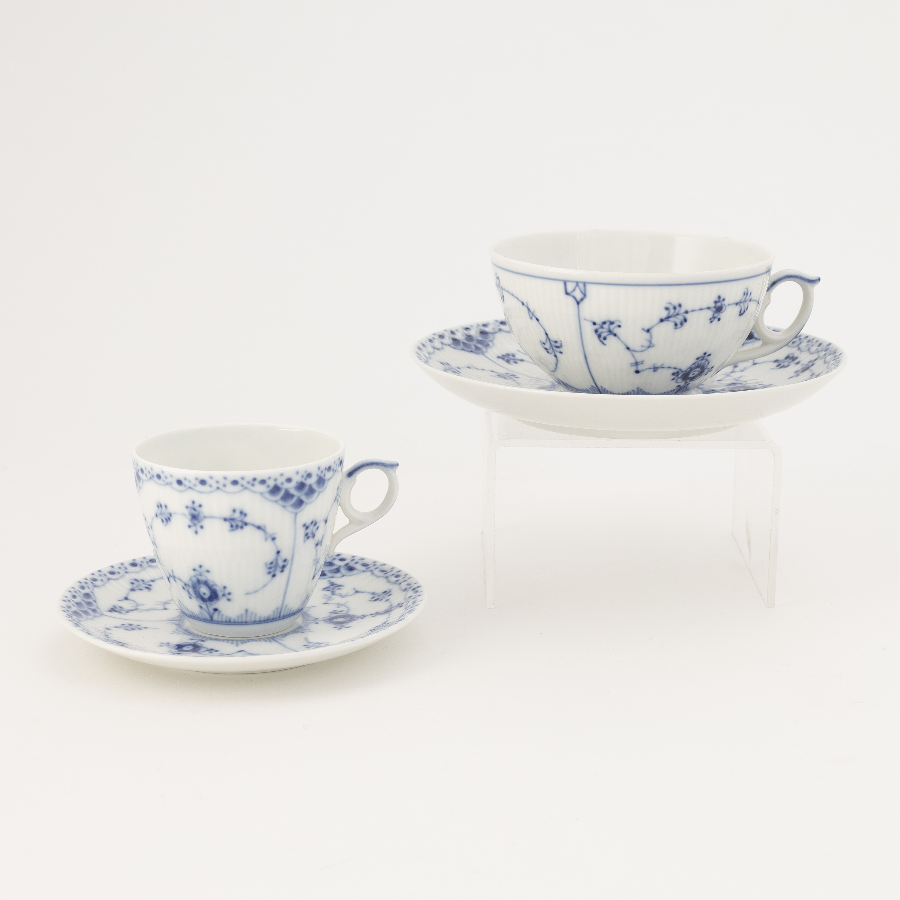 A 50 piece porcelain service, 'Musselmalet', Copenhagen, Denmark ...
