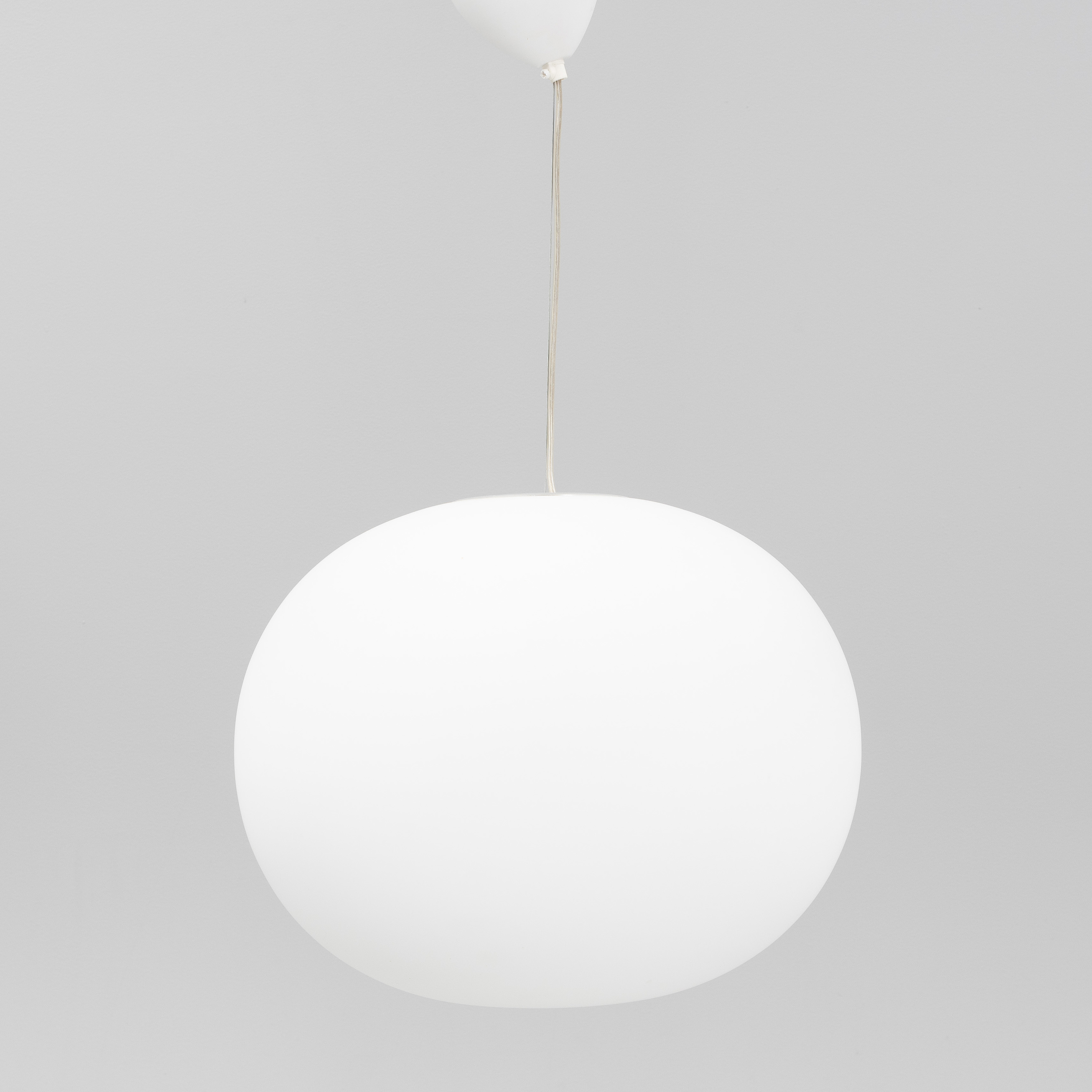 Jasper Morrison, taklampa, "Glo-Ball S2", Flos, Italien. - Bukowskis