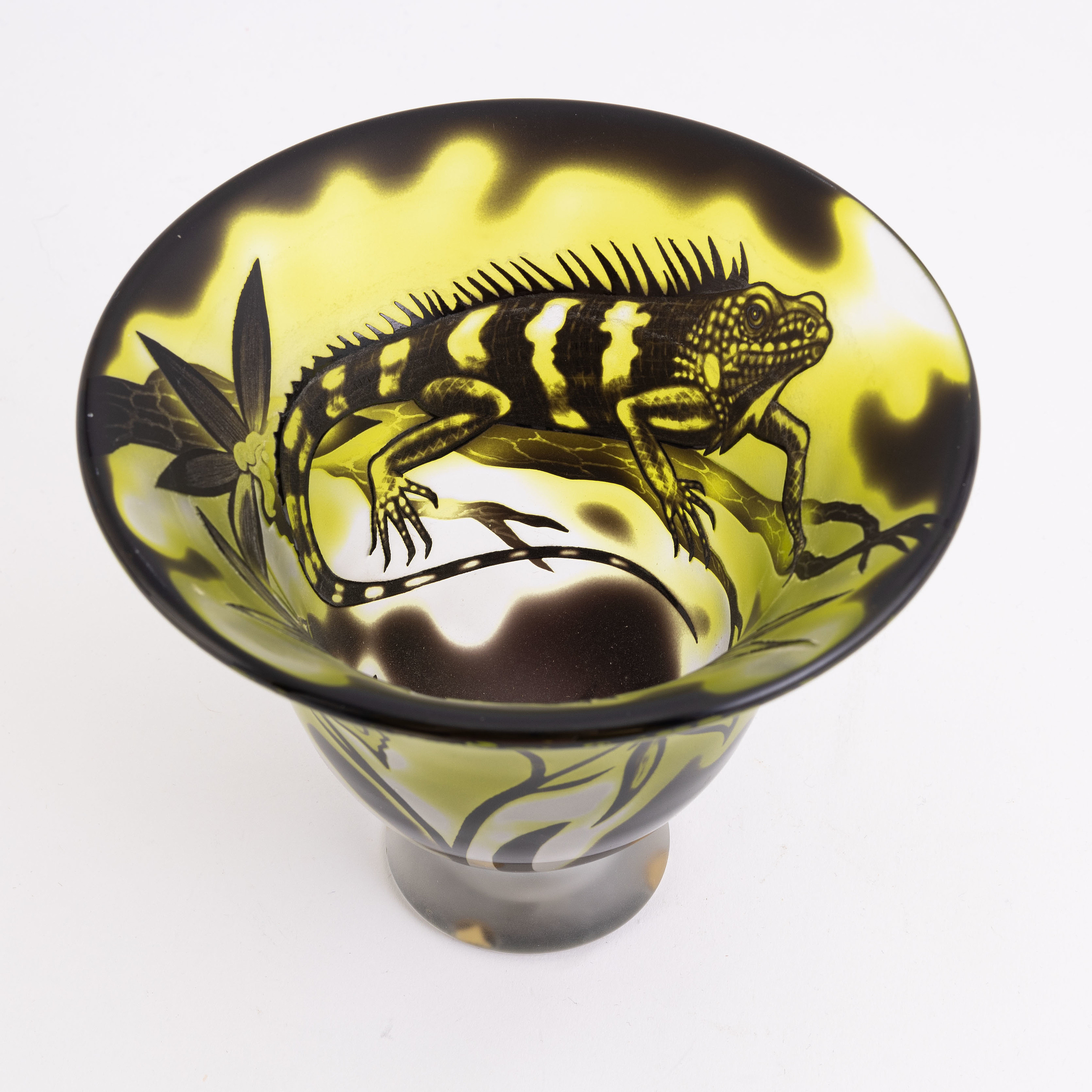 Astrid Gate, a unique glass vase, Johansfors, 2005. - Bukowskis