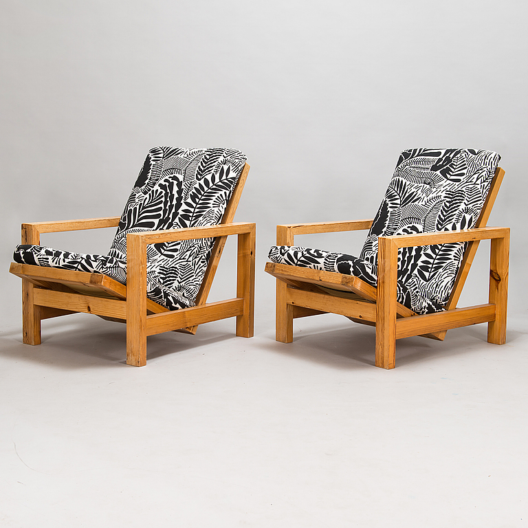 A pair of 1970s armchairs. - Bukowskis