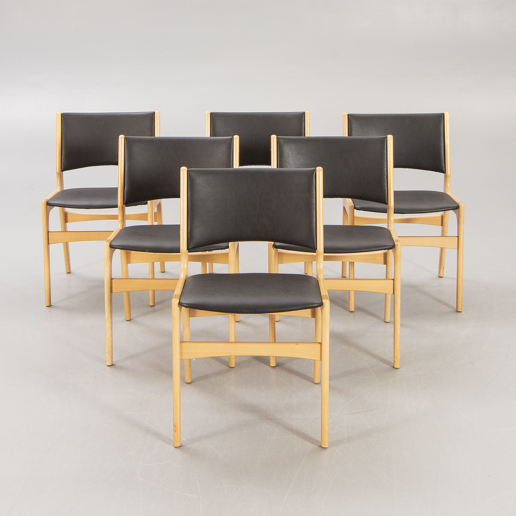 Stolar, 6 st, Danmark 1900-talets andra hälft. - Bukowskis