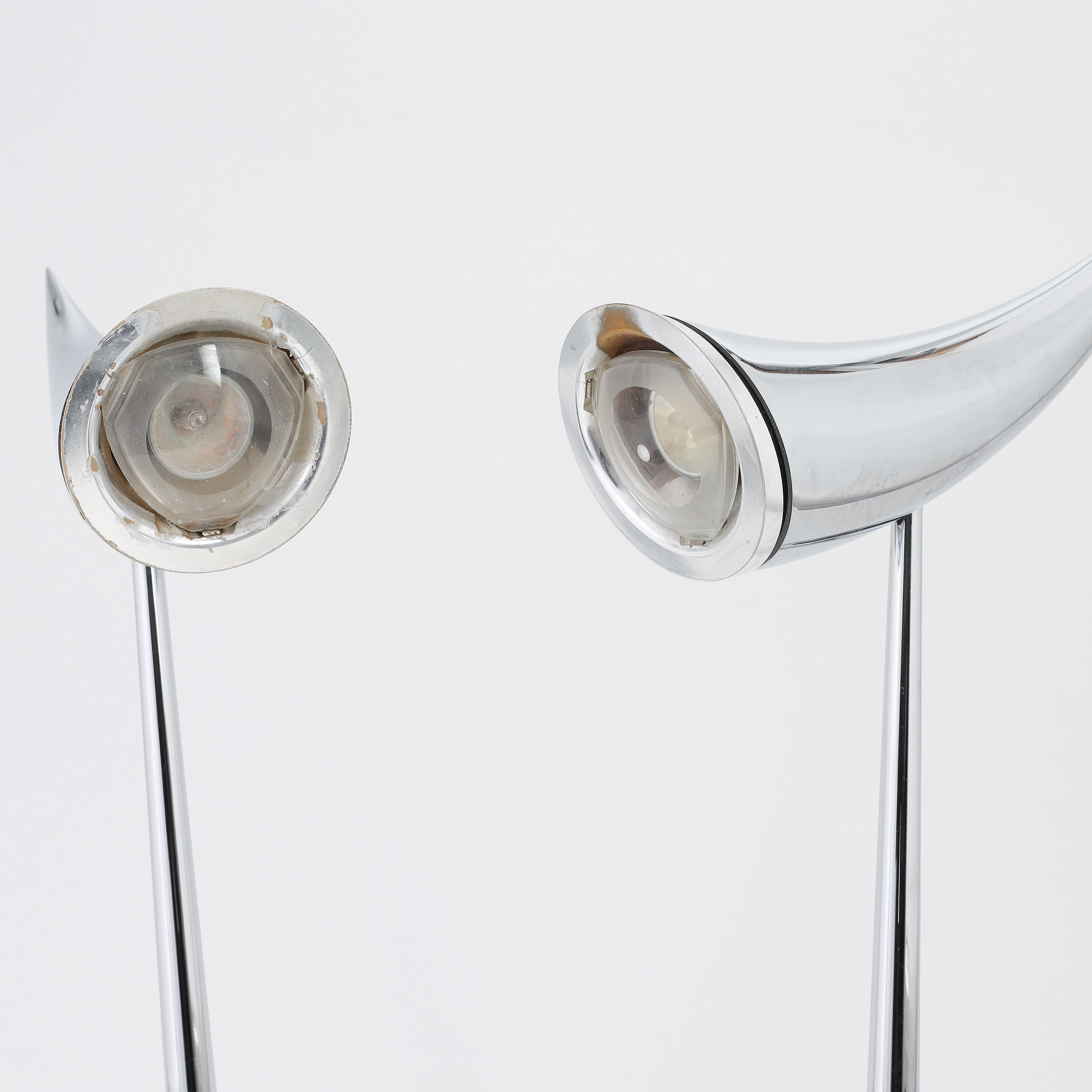 Philippe Starck, a pair of 'Ara' table lamps from Flos, Italy. - Bukowskis