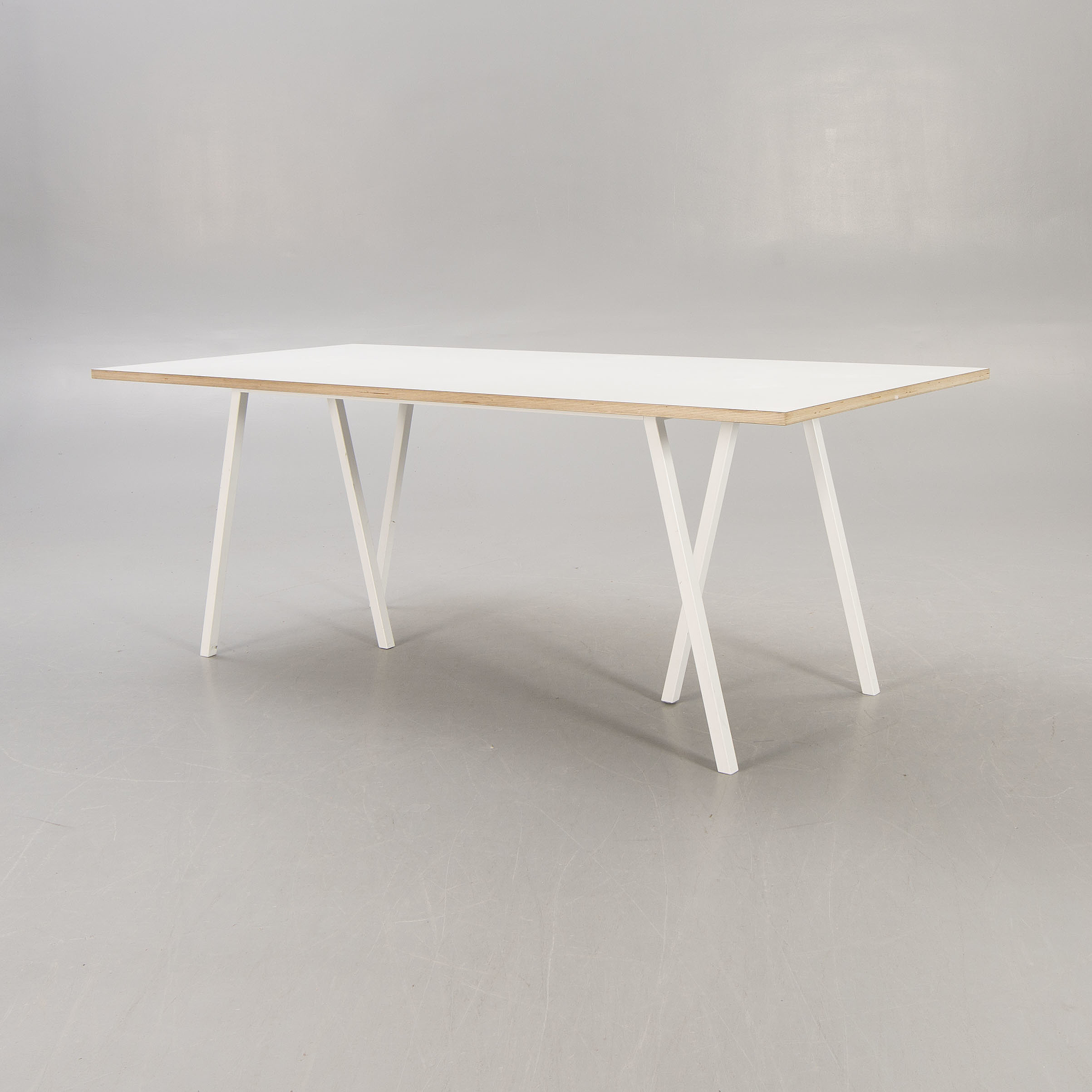 A Leif Jørgensen "Loop Stand" dining table for Hay, Denmark 21st century. - Bukowskis