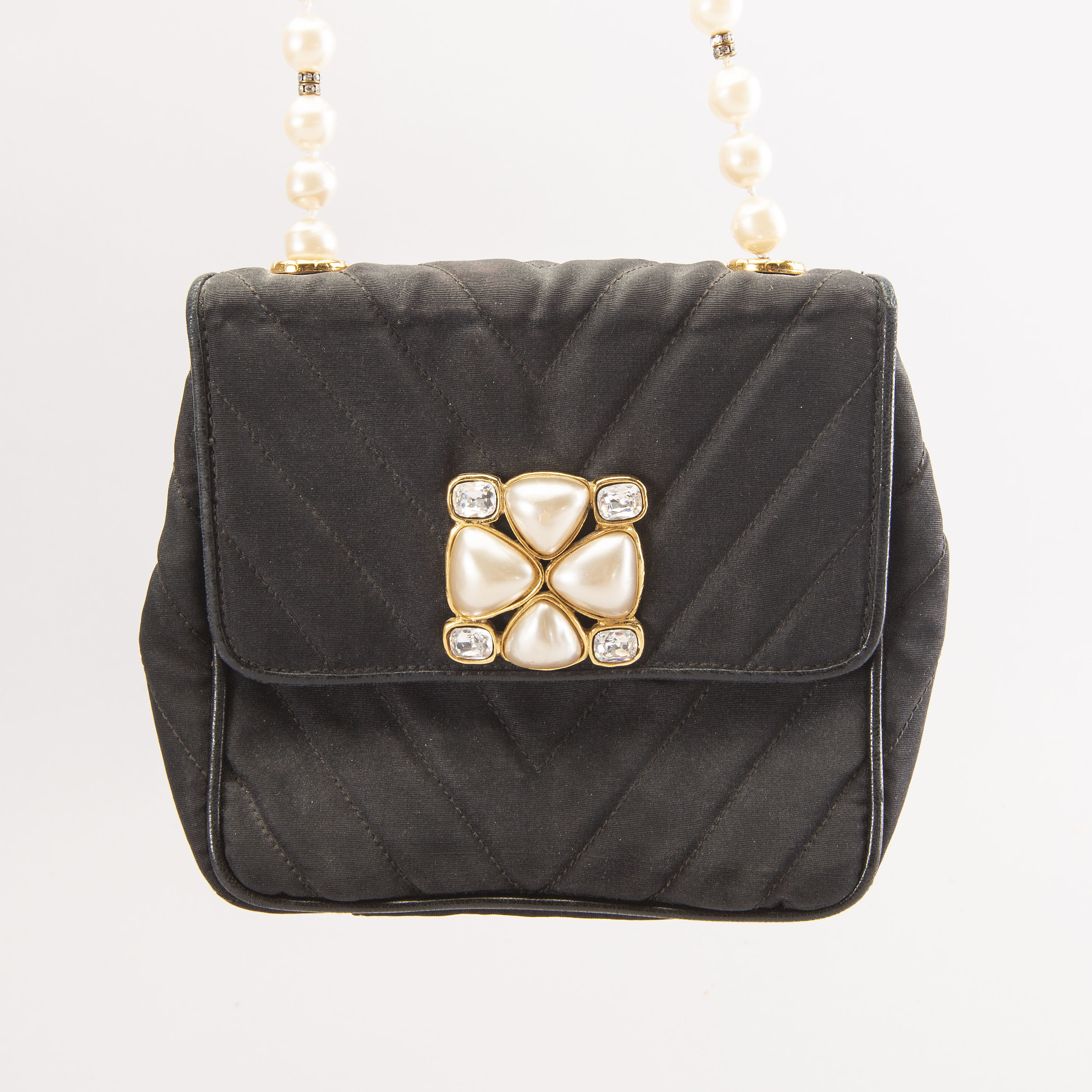 Chanel, bag / evening bag, 1990s. - Bukowskis