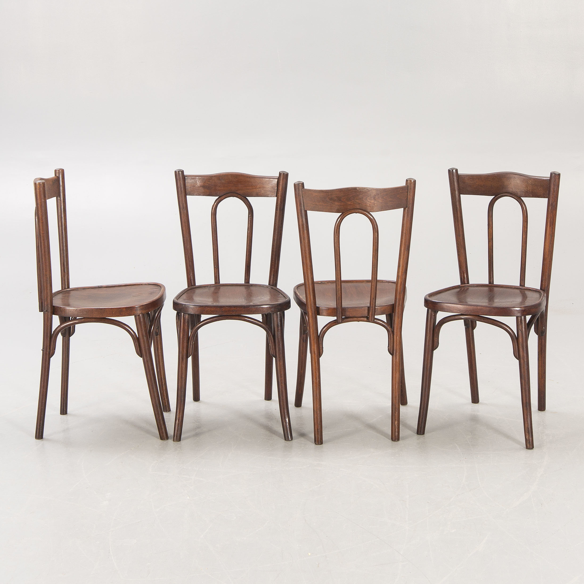 A set of four early 1900s chairs. - Bukowskis