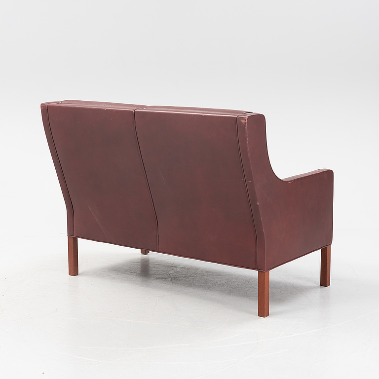 A model 2432 sofa by Børge Mogensen for Fredericia stolefabrik. - Bukowskis