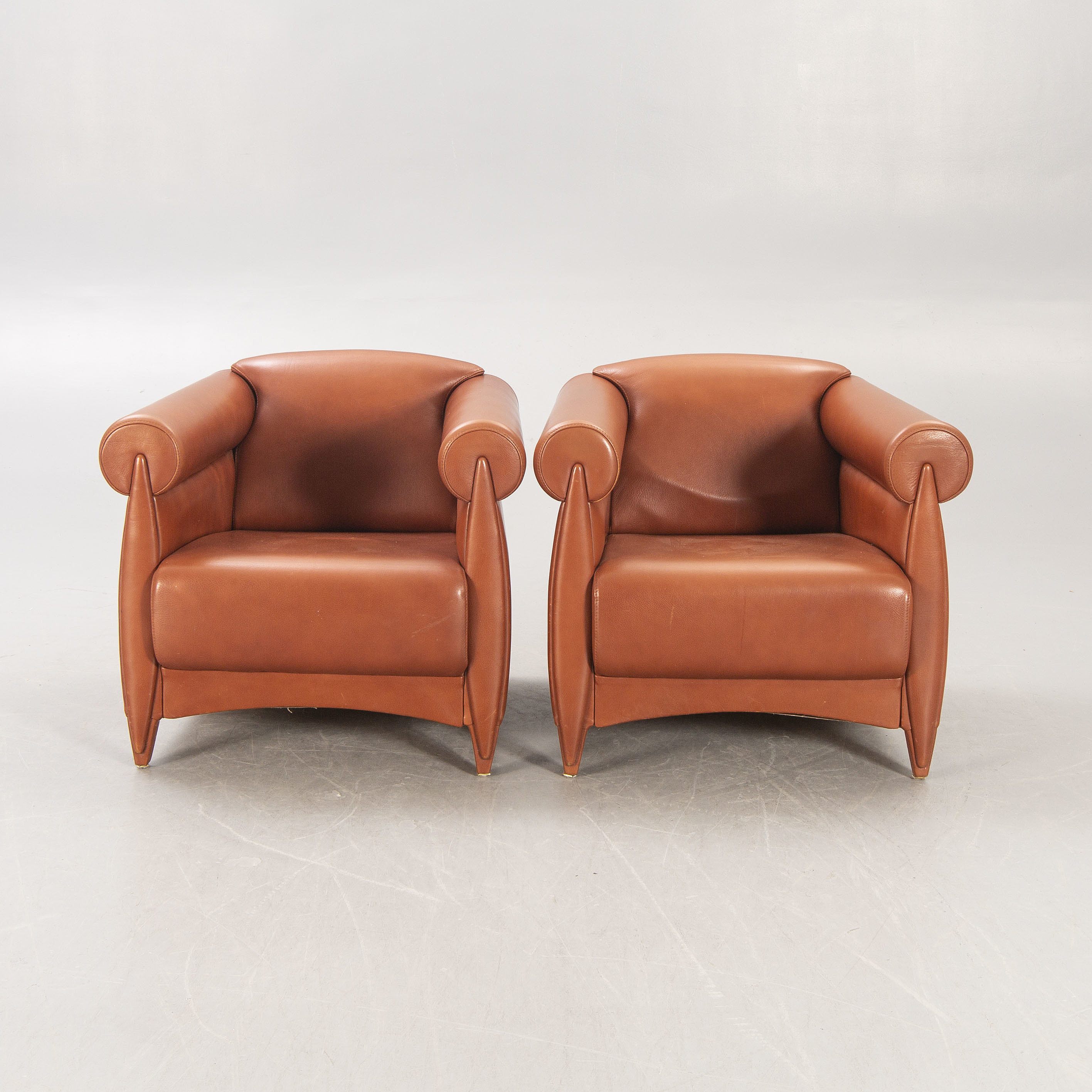 a-pair-klaus-wettergren-leather-essay-chairs-21st-century-bukowskis