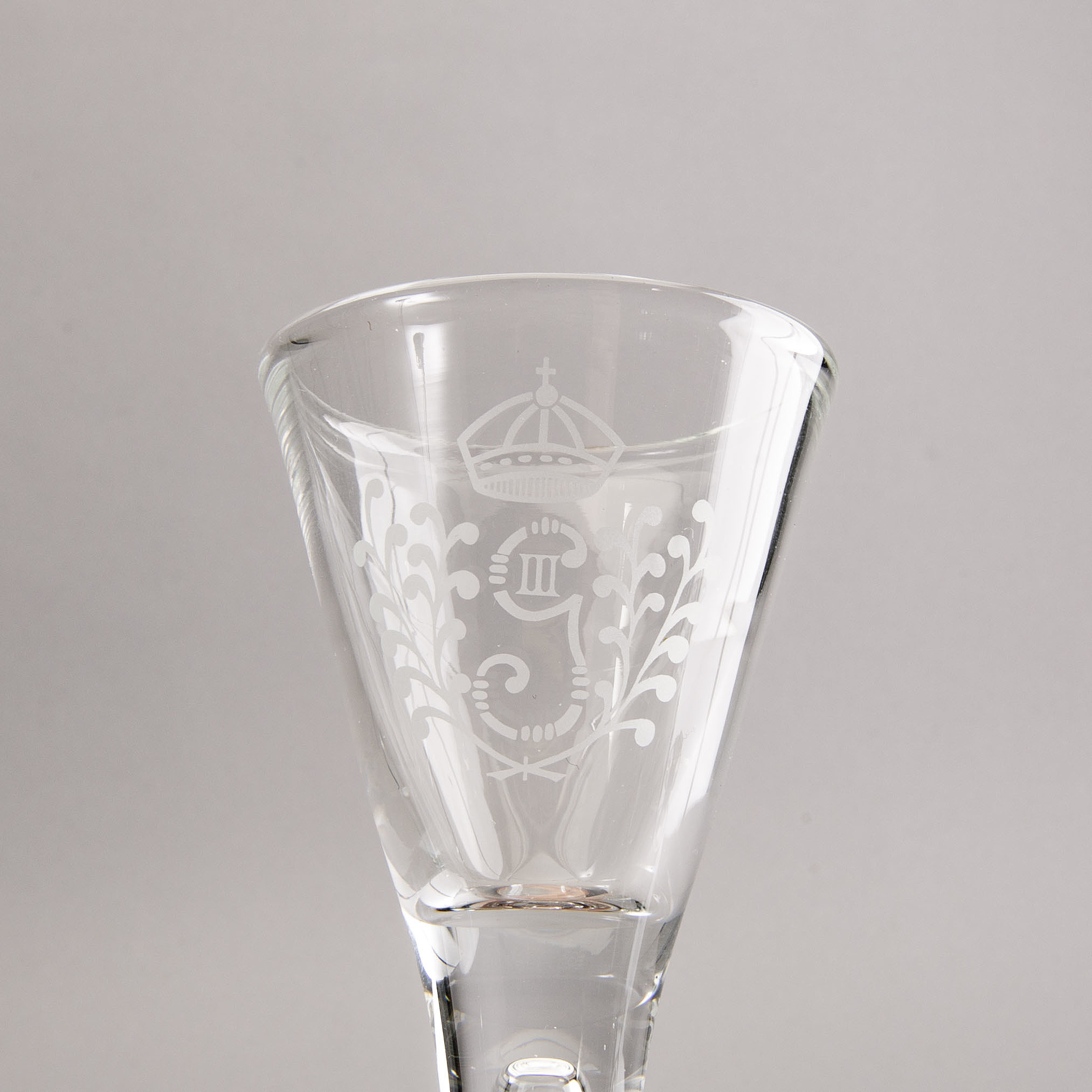 A set of 14 pcs of glass service from Reijmyre later part of the 20th ...