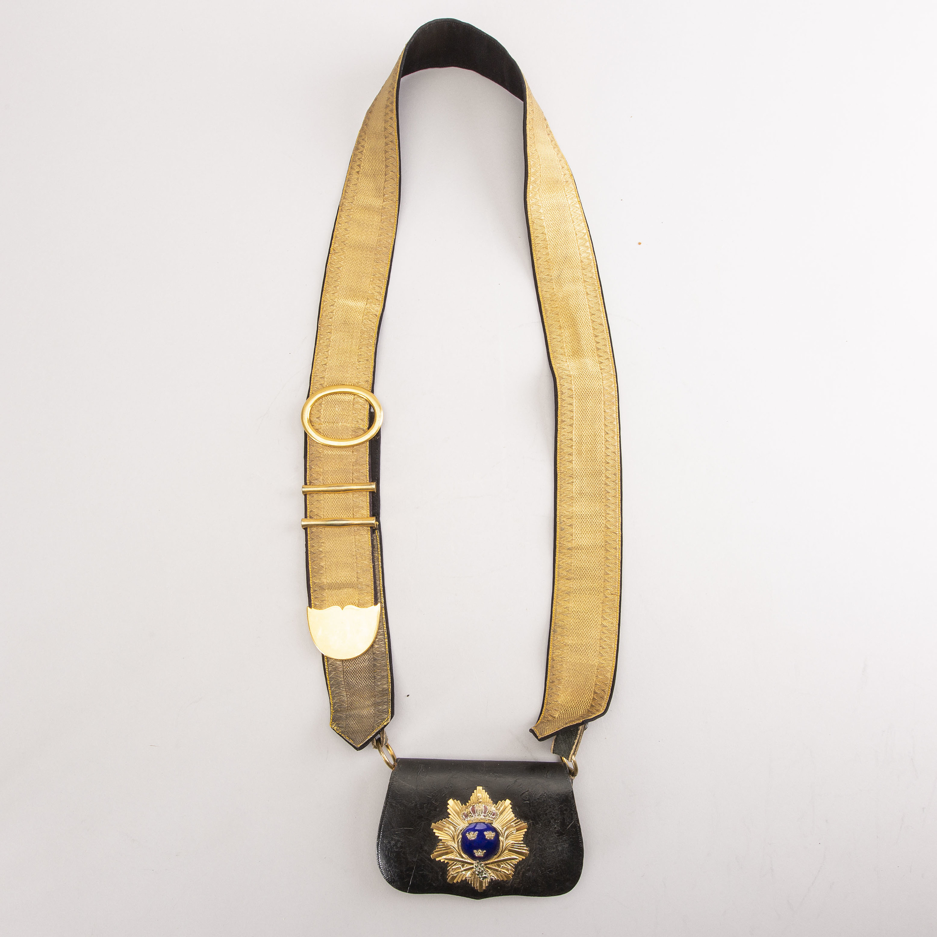 A late 1900s metal and leather Swedish artillery cartouche military bag ...