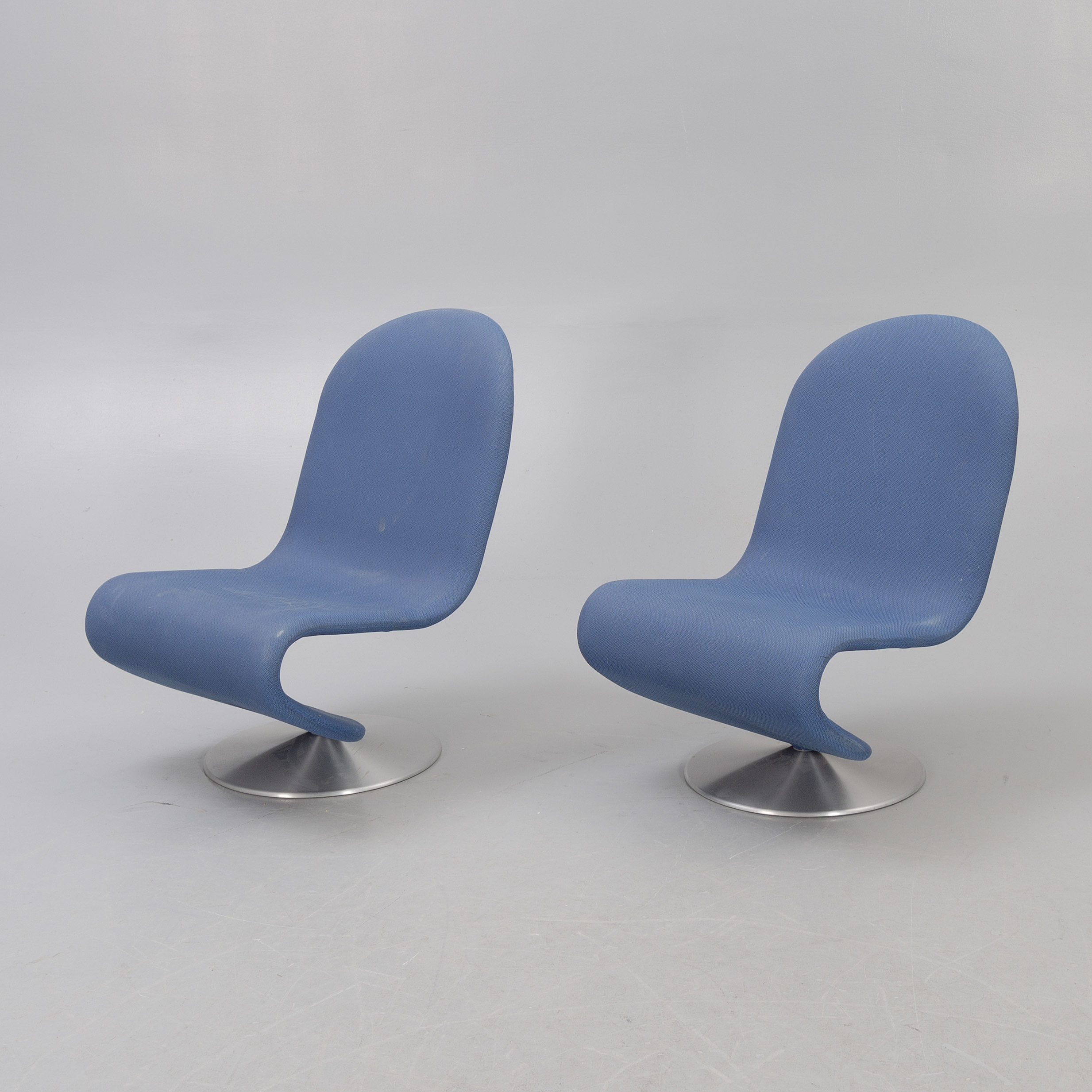 A pair of Verner Panton chairs "System 1-2-3", Denmark, Verpan ...