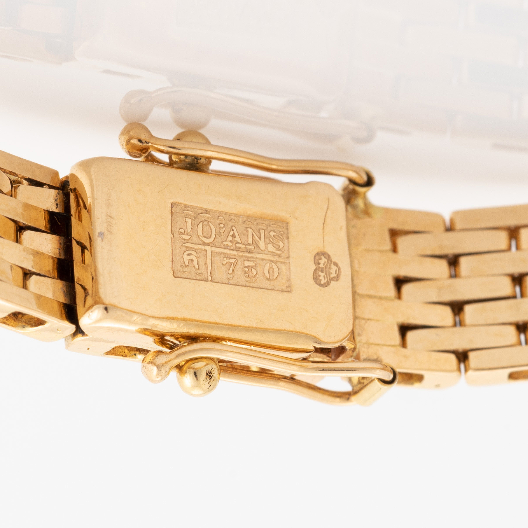 An 18K gold bracelet. - Bukowskis