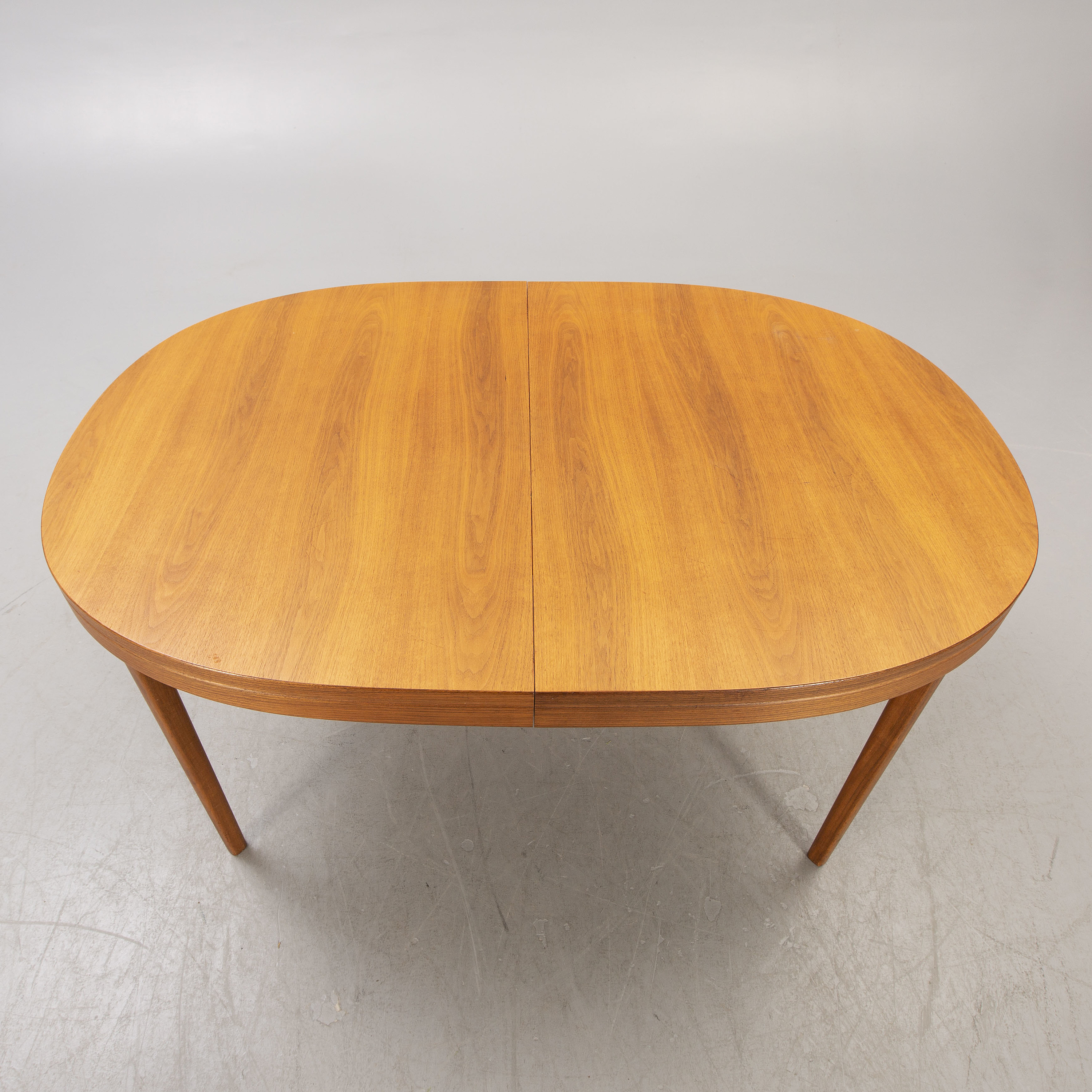 Matbord, Skaraborgs Möbelindustri AB, Tibro, 1900-talets andra hälft ...