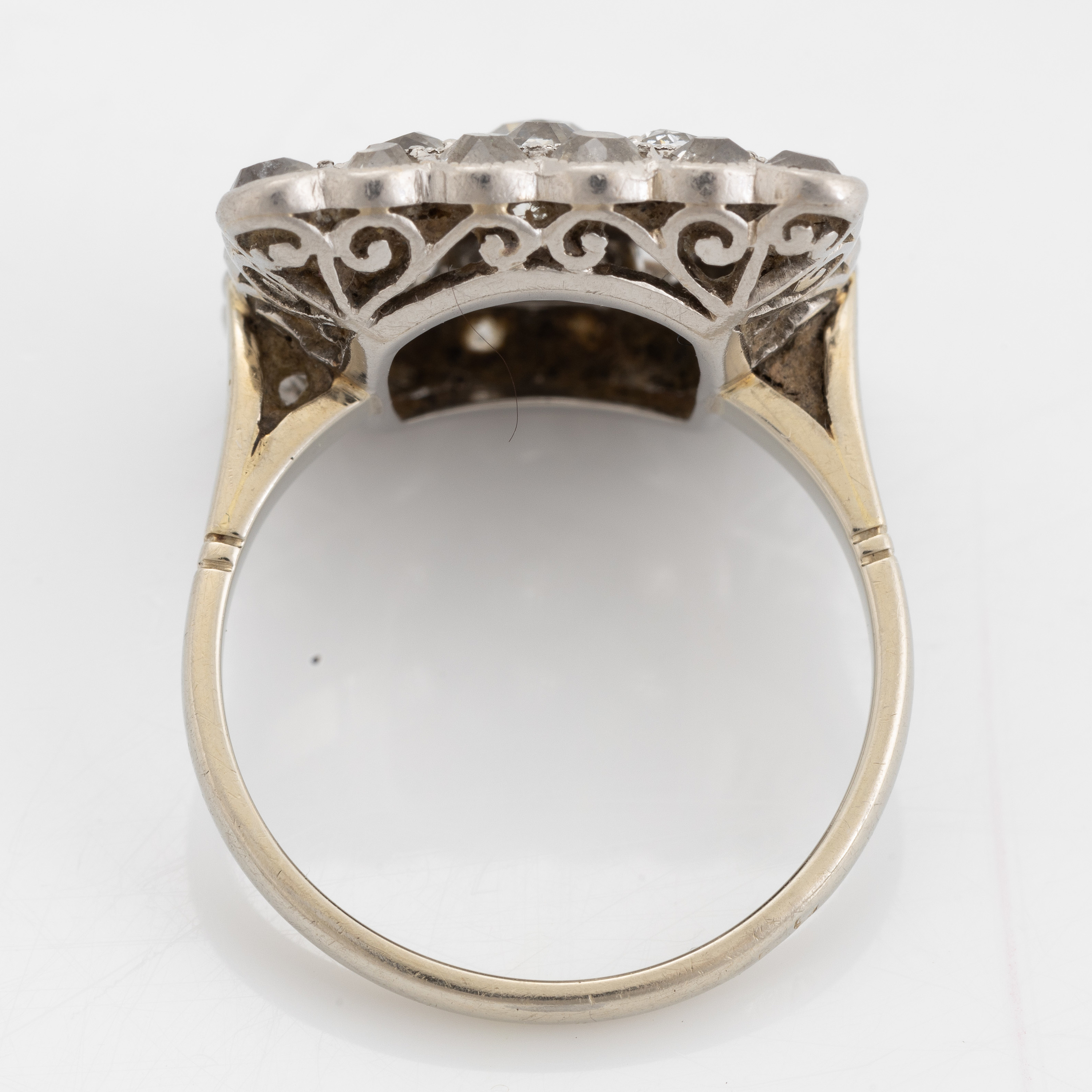Old cut diamond ring. - Bukowskis