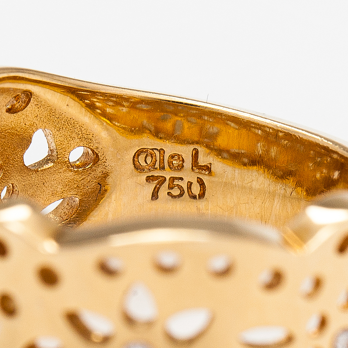 Ole Lynggaard, Ring "Lace"/"Blonde", 18K guld och diamanter ca 0.04 ct ...