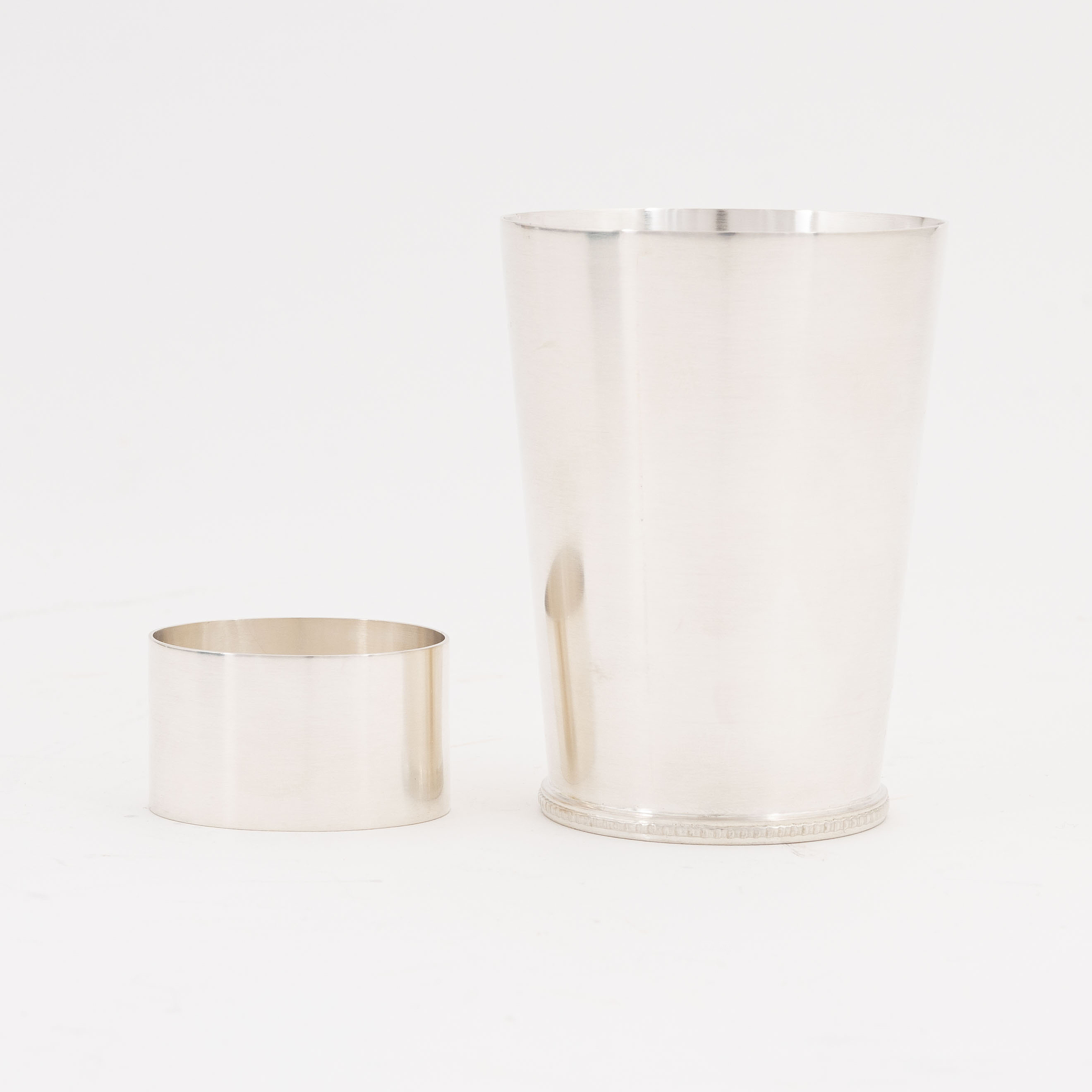 Wiwen Nilsson, servettring och bägare, silver, Anders Nilsson, Lund ...