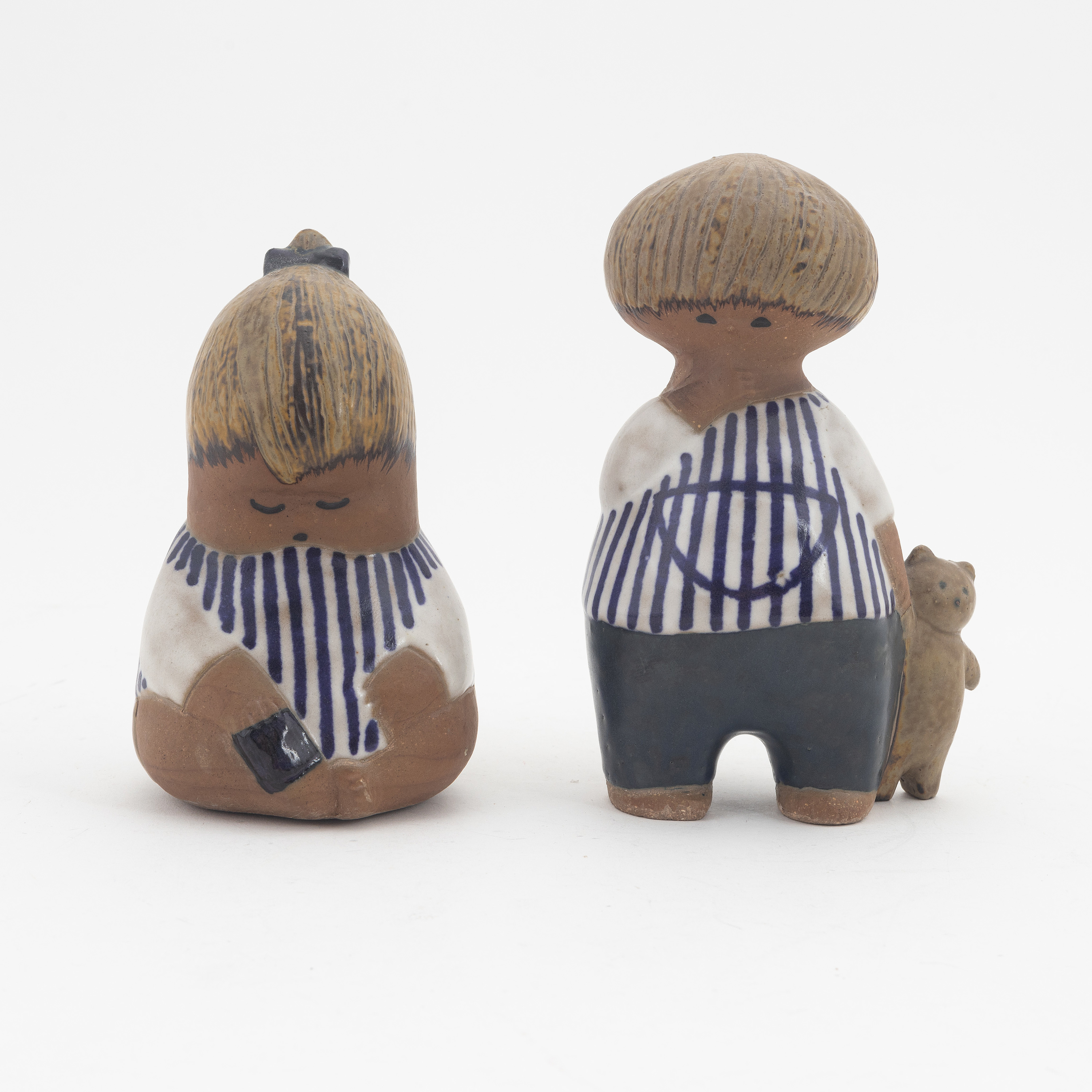 Lisa Larson, two stoneware figurines, Gustavsberg. - Bukowskis