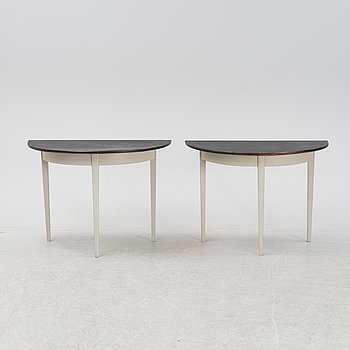 A pair of painted tables, late 18th Century. - Bukowskis