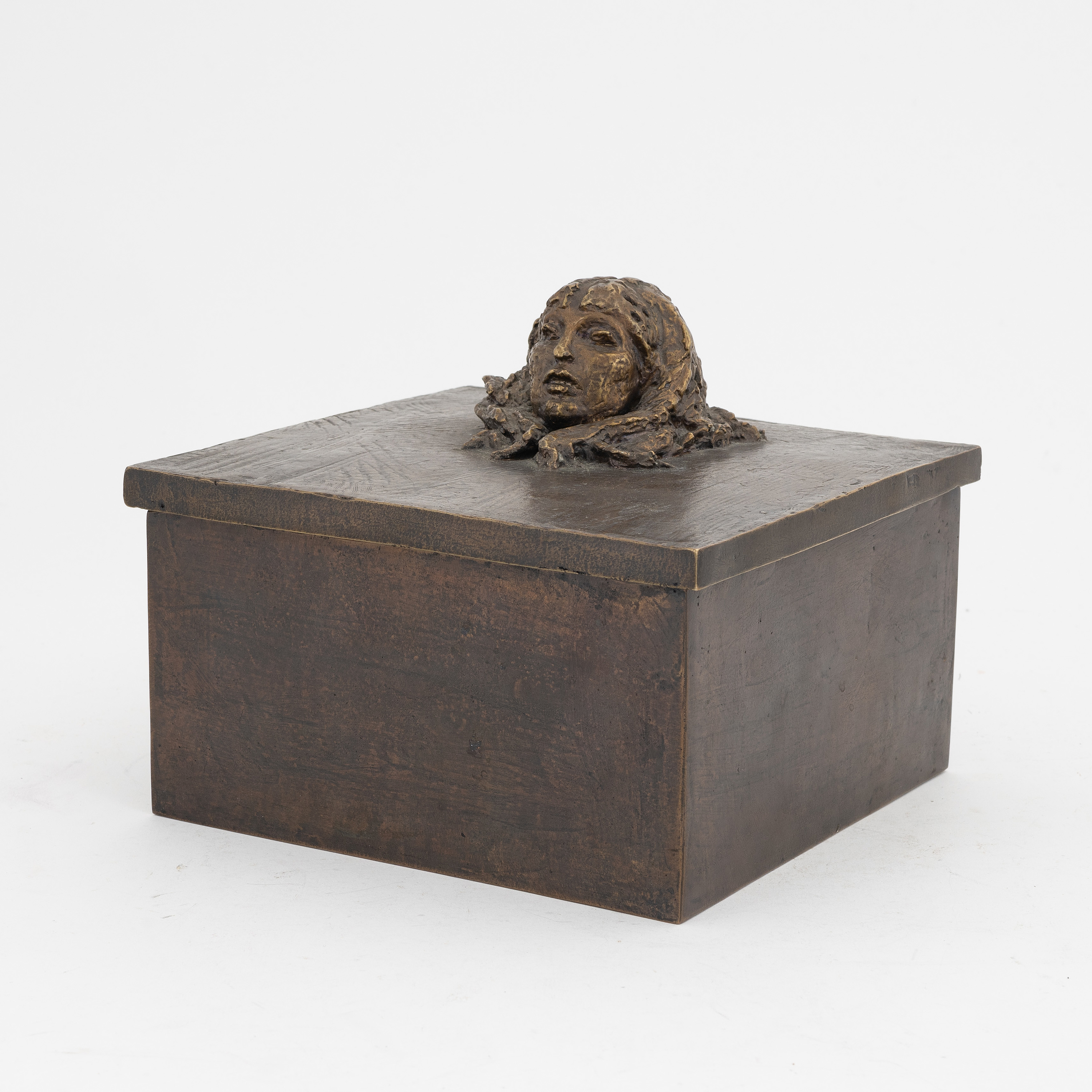Liss Eriksson, a bronze box, signed and numbered I/III. - Bukowskis