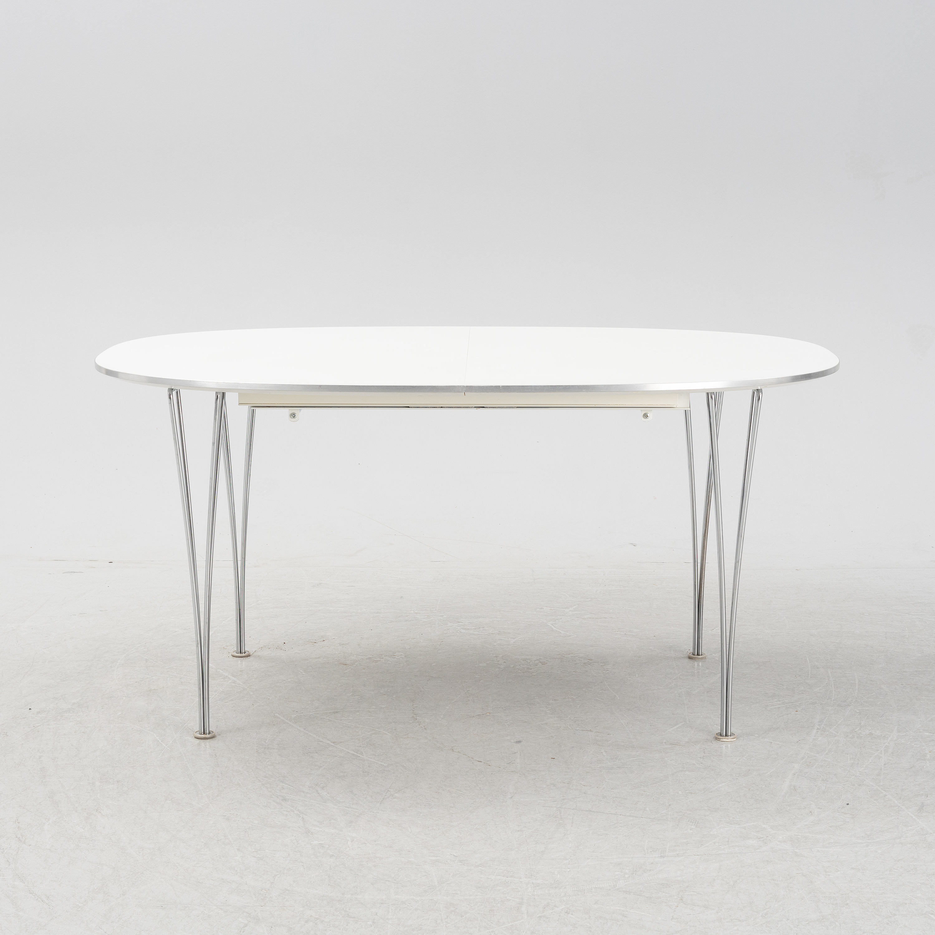 Bruno Mathsson & Piet Hein, bord, "Superellips", Fritz Hansen. - Bukowskis