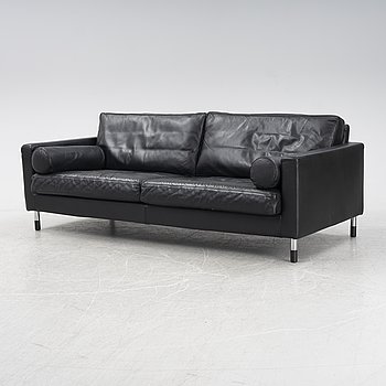 A contemporary sofa from Eilersen. - Bukowskis