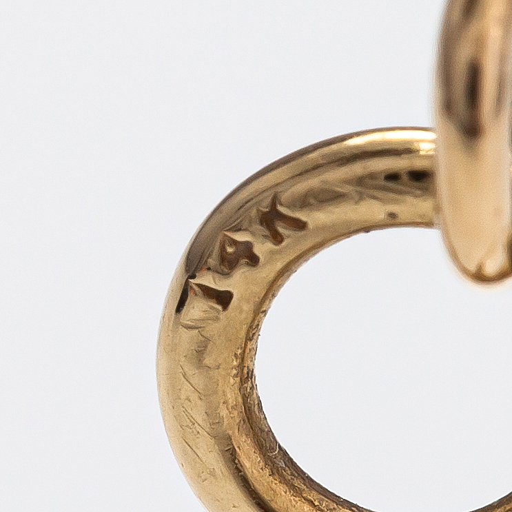 Halsband, 14K guld och diamant ca 0.36 ct. - Bukowskis