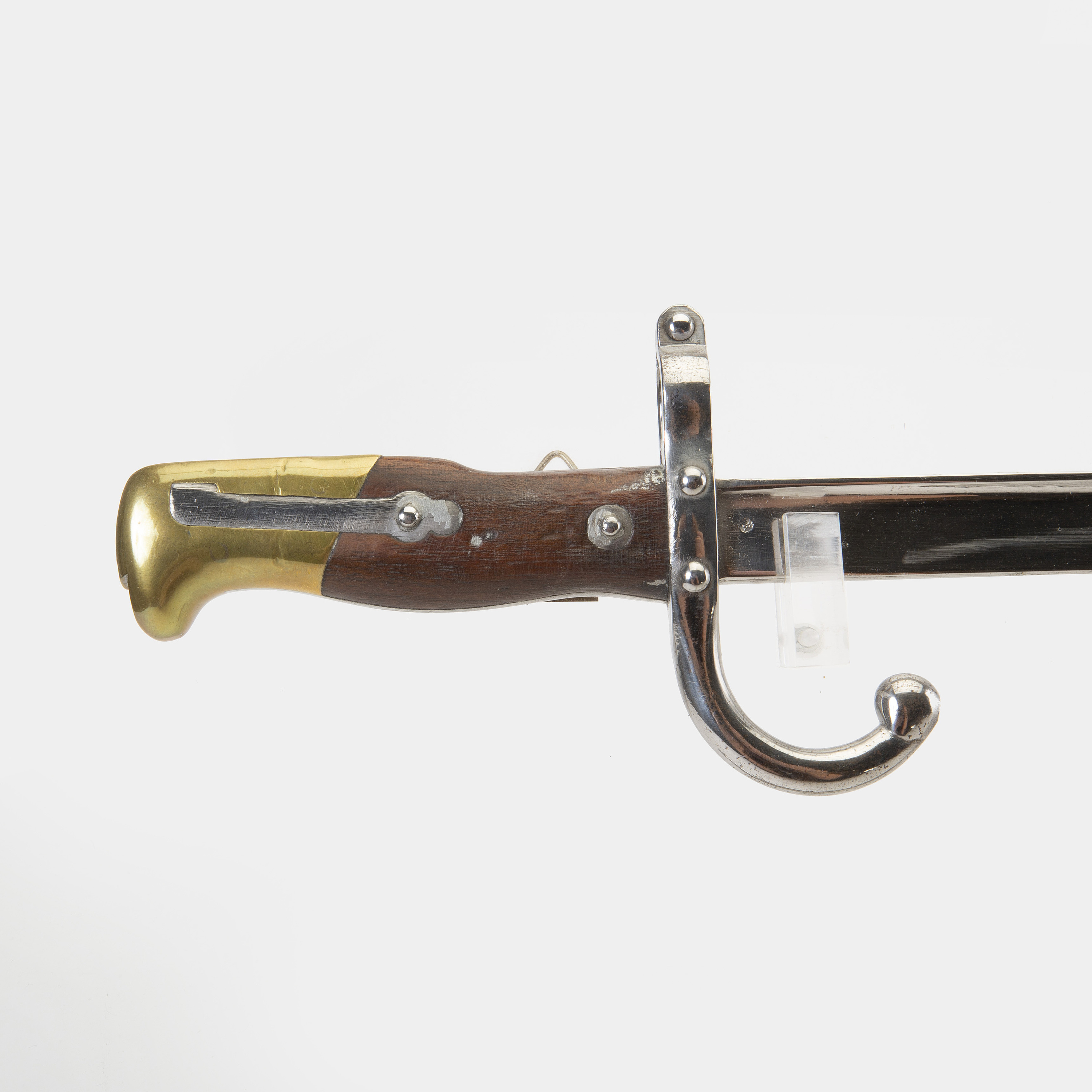 A set of six different bayonets. - Bukowskis