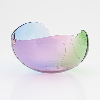 Gunnar Cyrén, a glass bowl, Orrefors, 1984. - Bukowskis