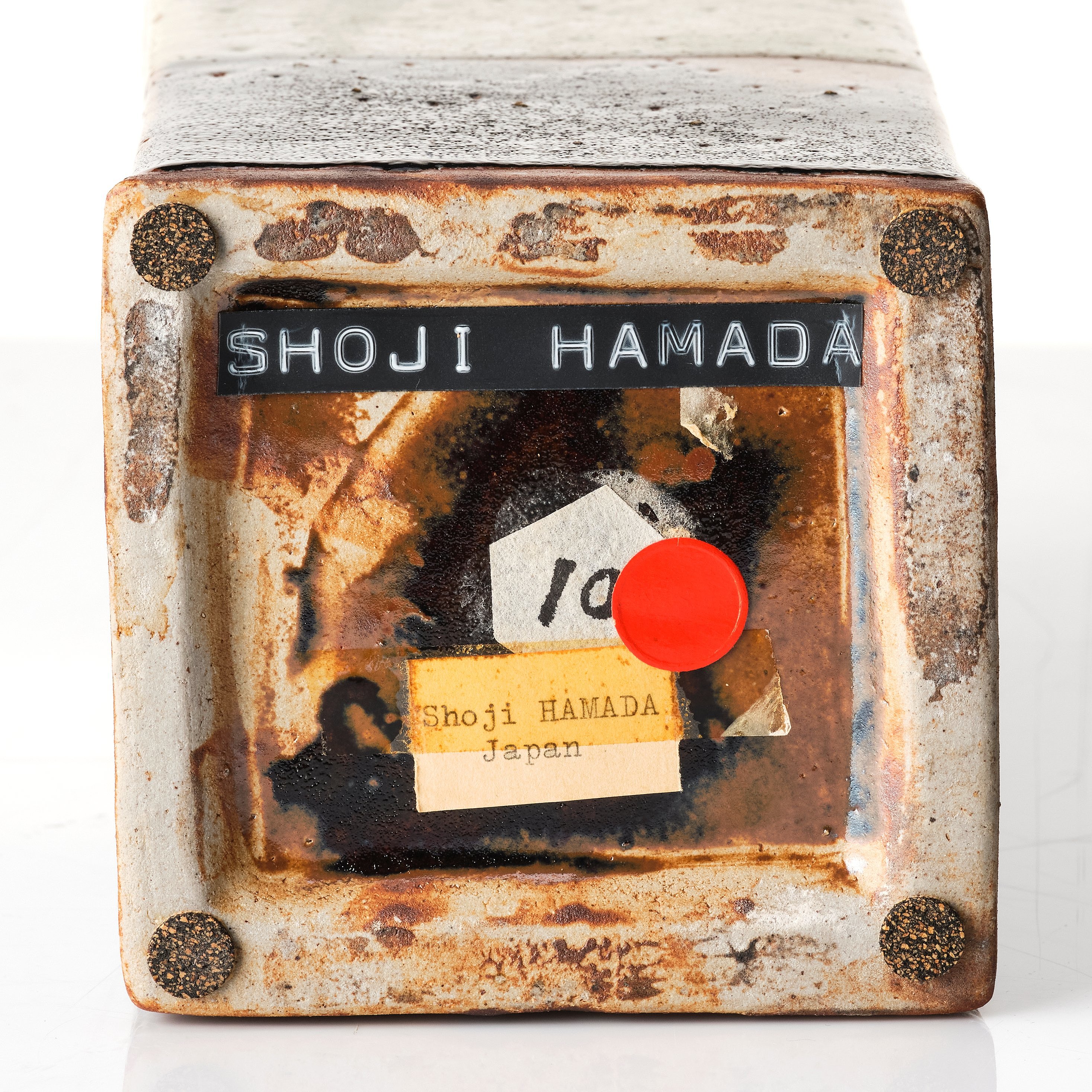 Shoji Hamada, a square stoneware bottle/vase, Japan, 1960s. - Bukowskis