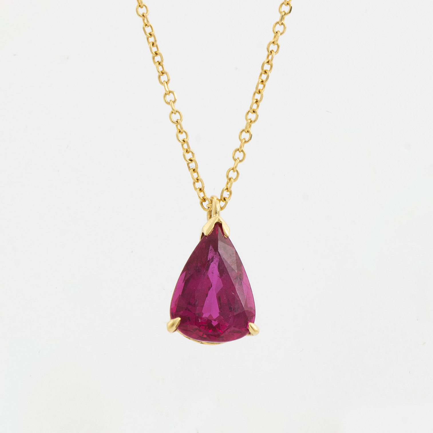 Pear shaped ruby necklace. - Bukowskis