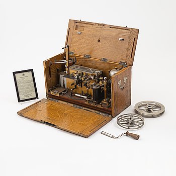 Teleprinter with case. - Bukowskis