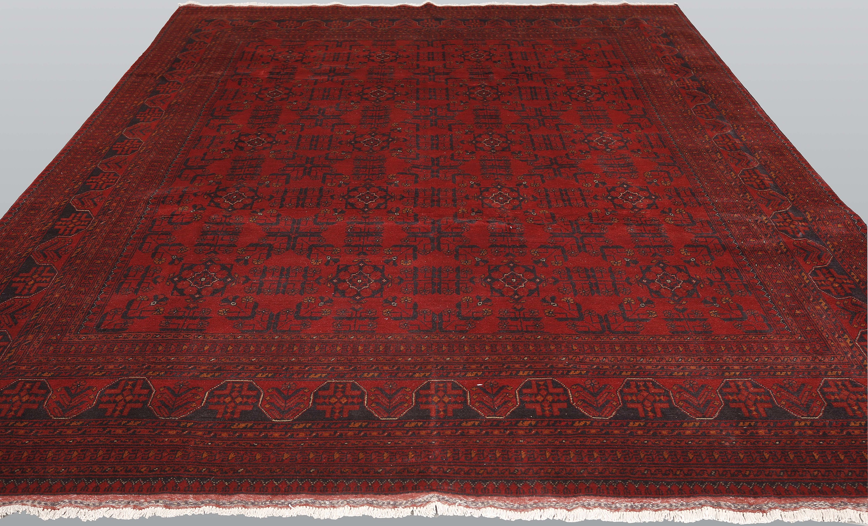 Matta, Afghan, sk Khan Mohammadi, ca 344 x 255 cm. - Bukowskis