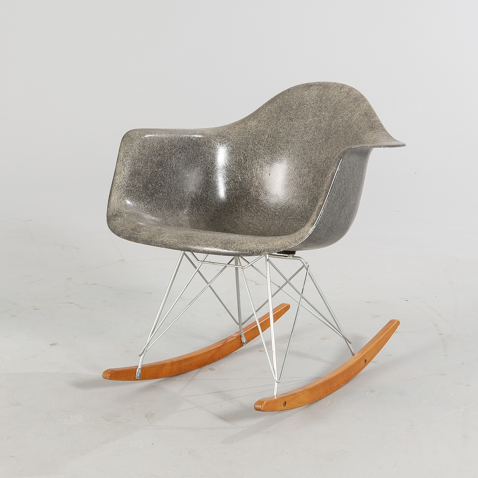 Charles and Ray Eames, rocking chair, "RAR", seat by GATC for Herman ...